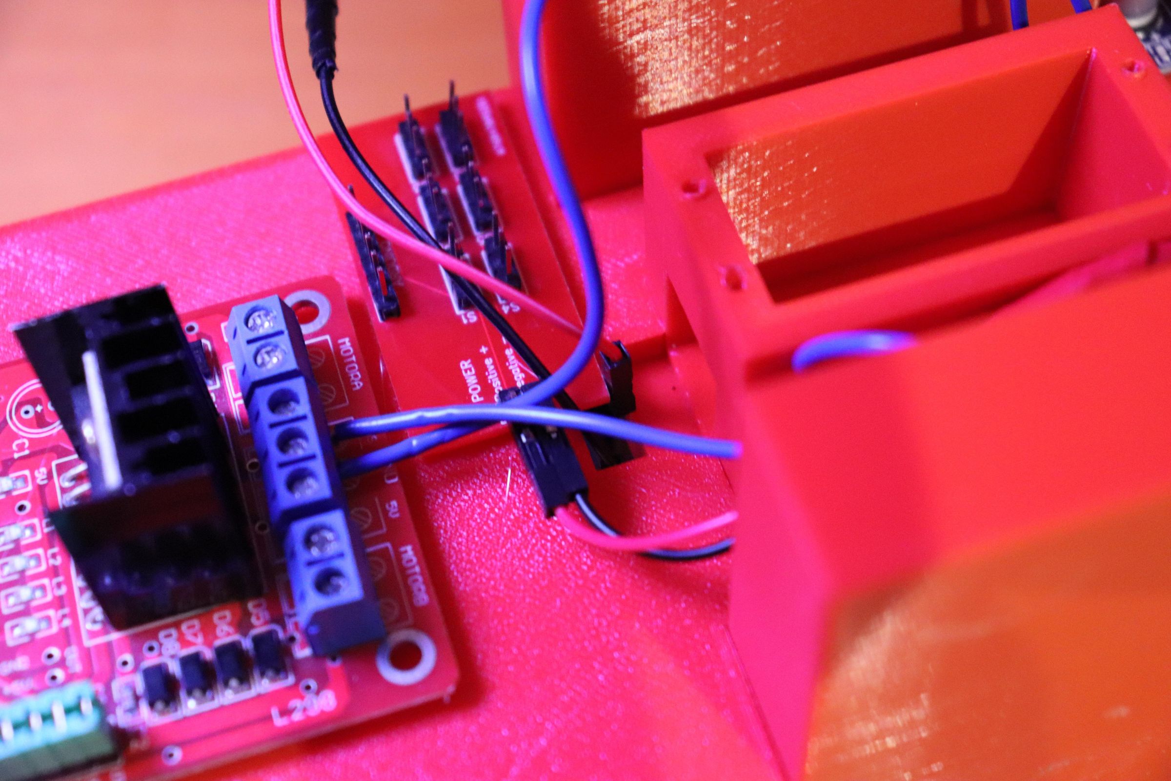 Bluetooth Controlled Claw Robot : 20 Steps (with Pictures) - Instructables