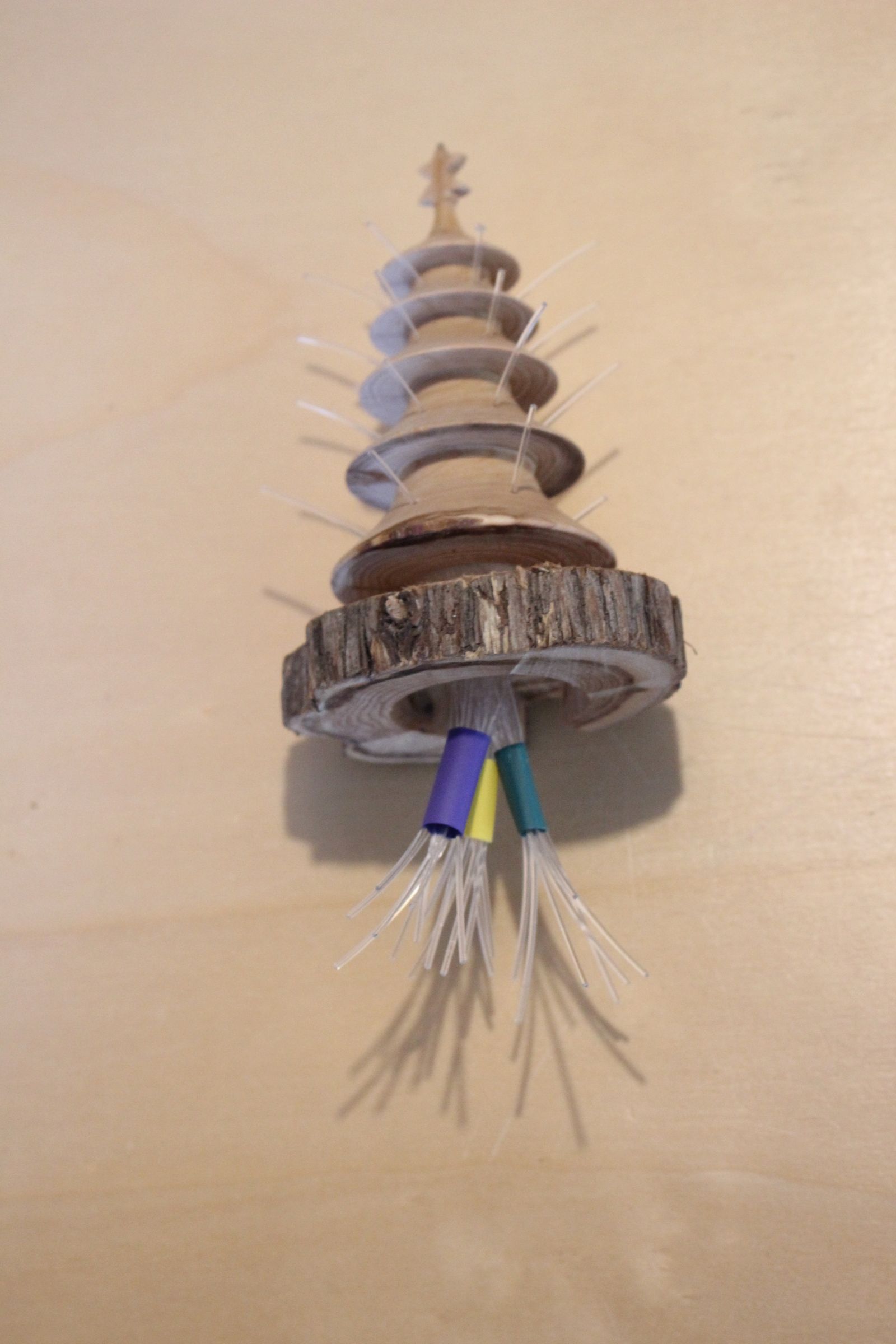 Kitsh Desktop USB Christmas Tree for Geeks : 7 Steps (with Pictures ...