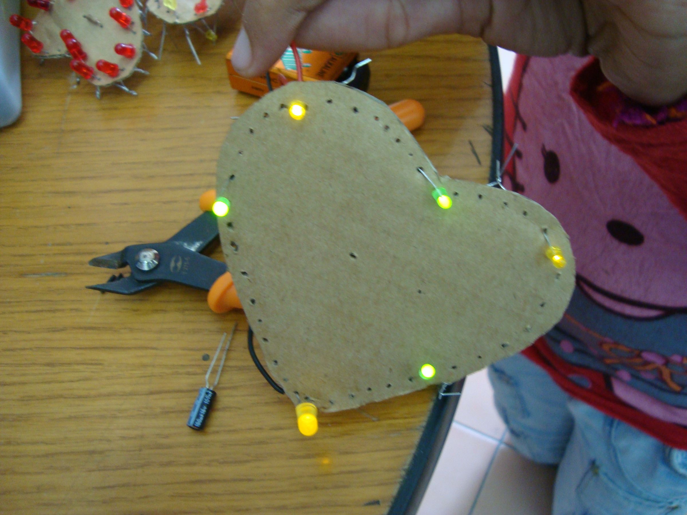 Corazón De Leds : 5 Steps - Instructables