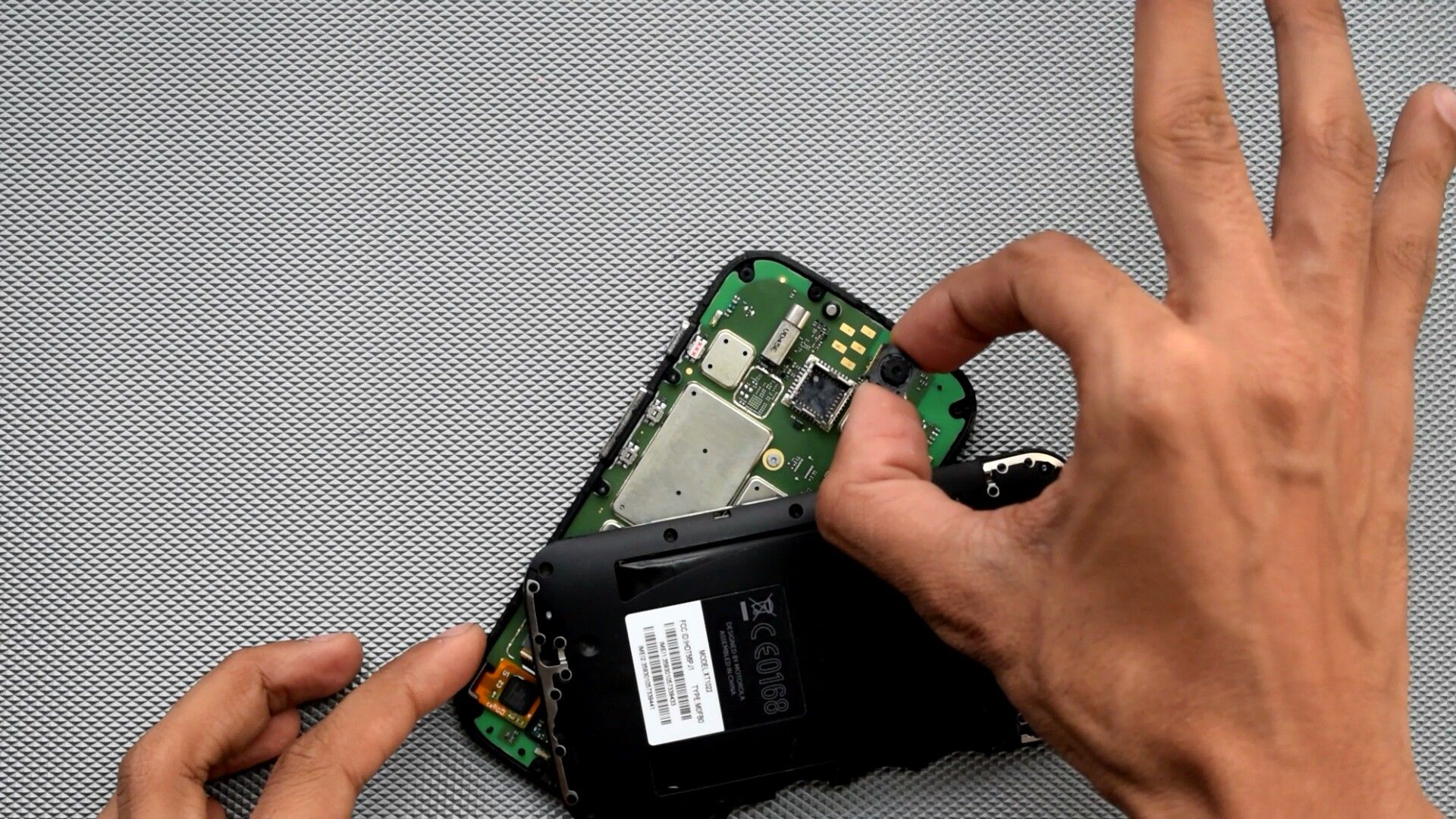 Make Night Vision Camera From Old Smartphone ! : 6 Steps (with Pictures ...