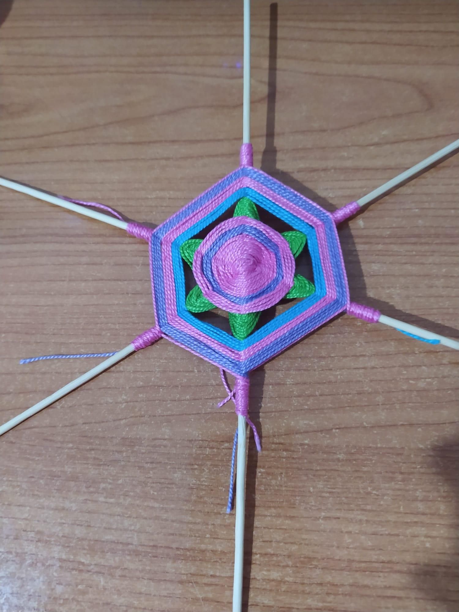 God's Eye / Thread Mandala : 22 Steps (with Pictures) - Instructables