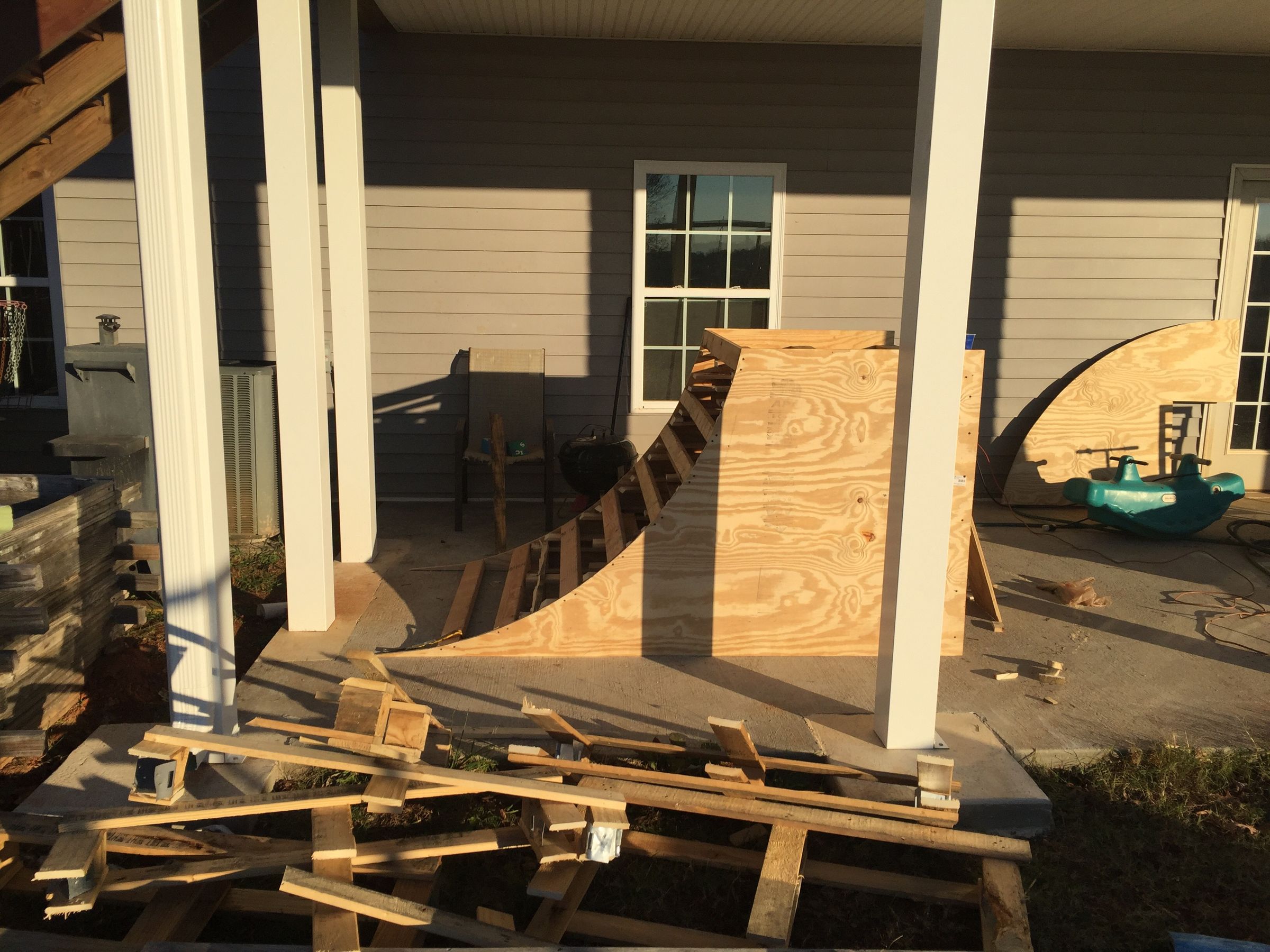 Quarter Pipe/Little Warped Wall : 6 Steps (with Pictures) - Instructables