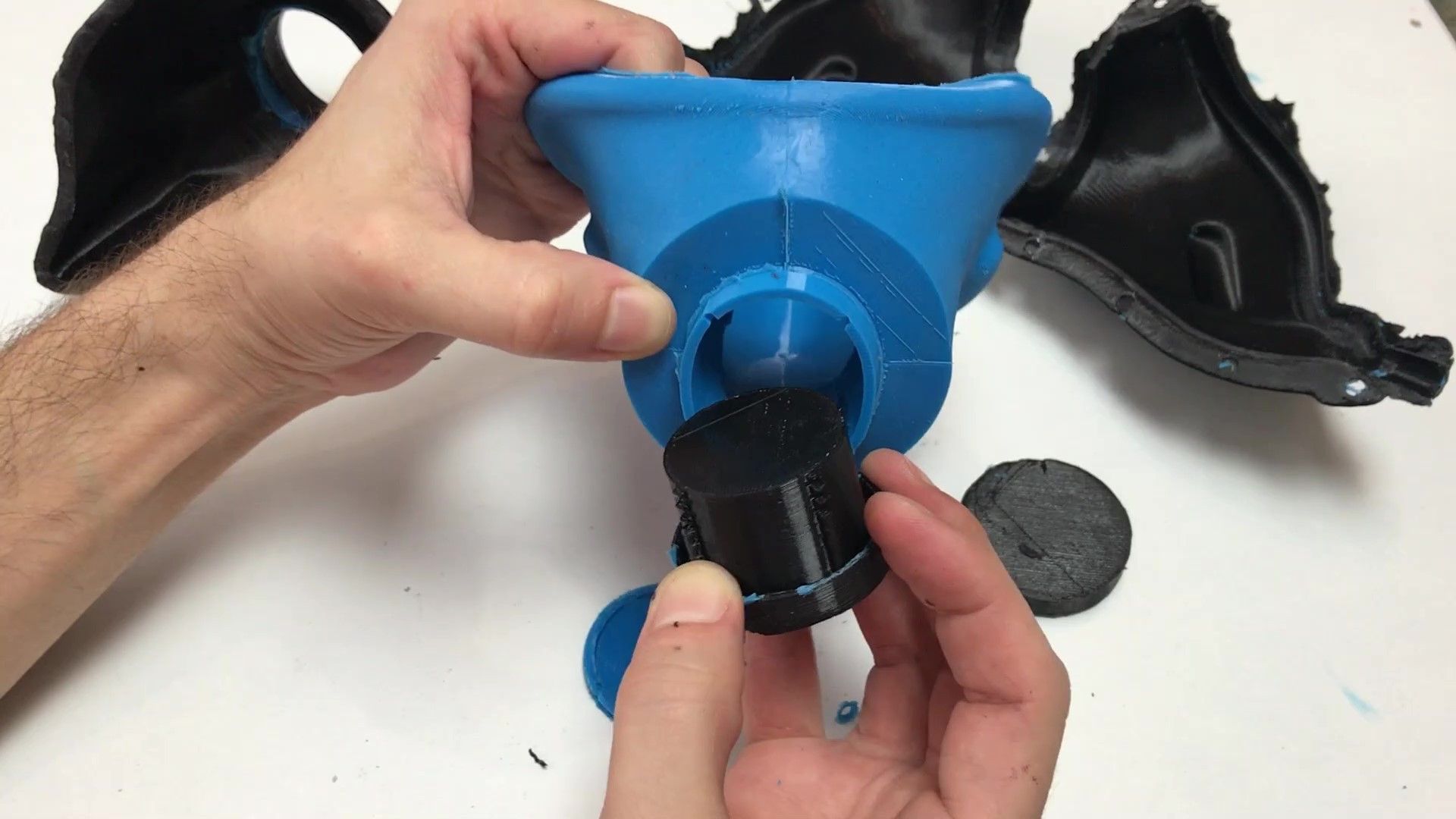 LHM Silicone Face Mask : 4 Steps - Instructables