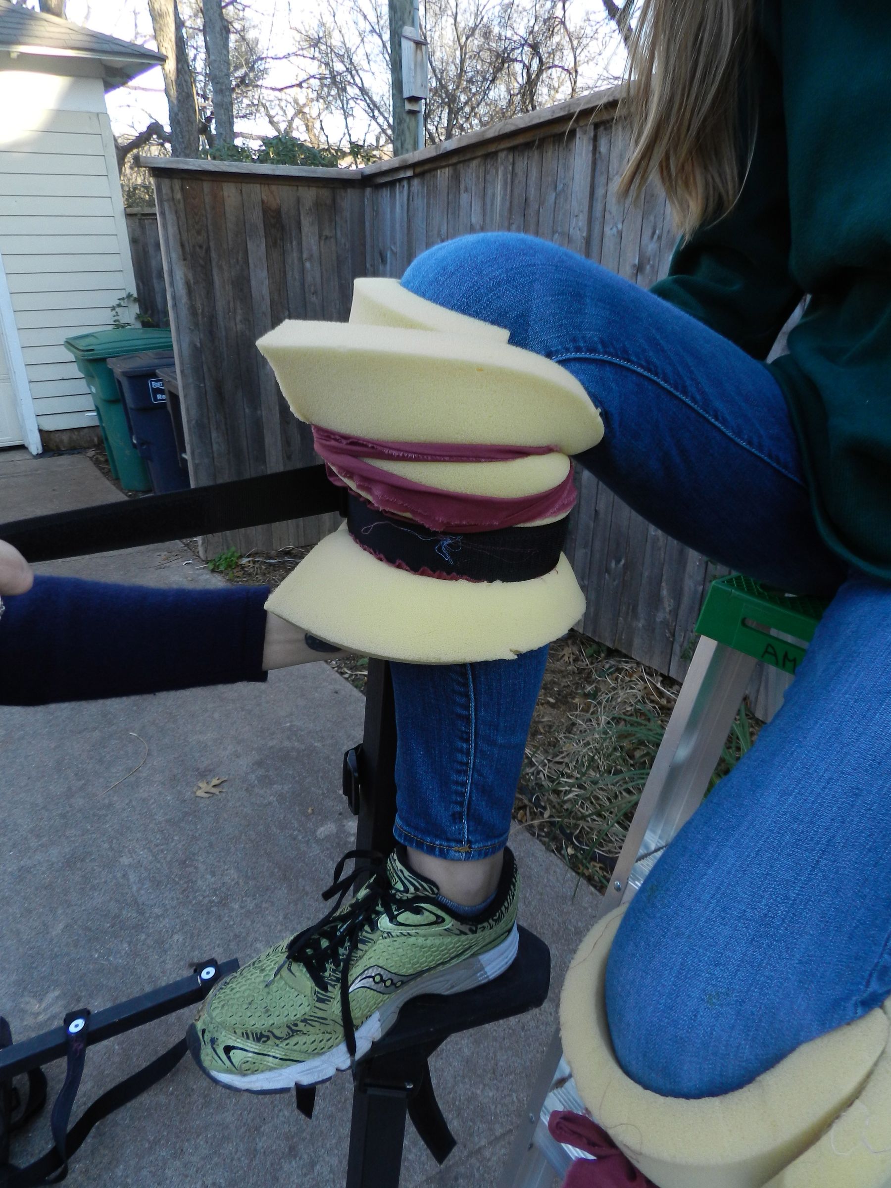 How to Walk on Stilts : 7 Steps (with Pictures) - Instructables