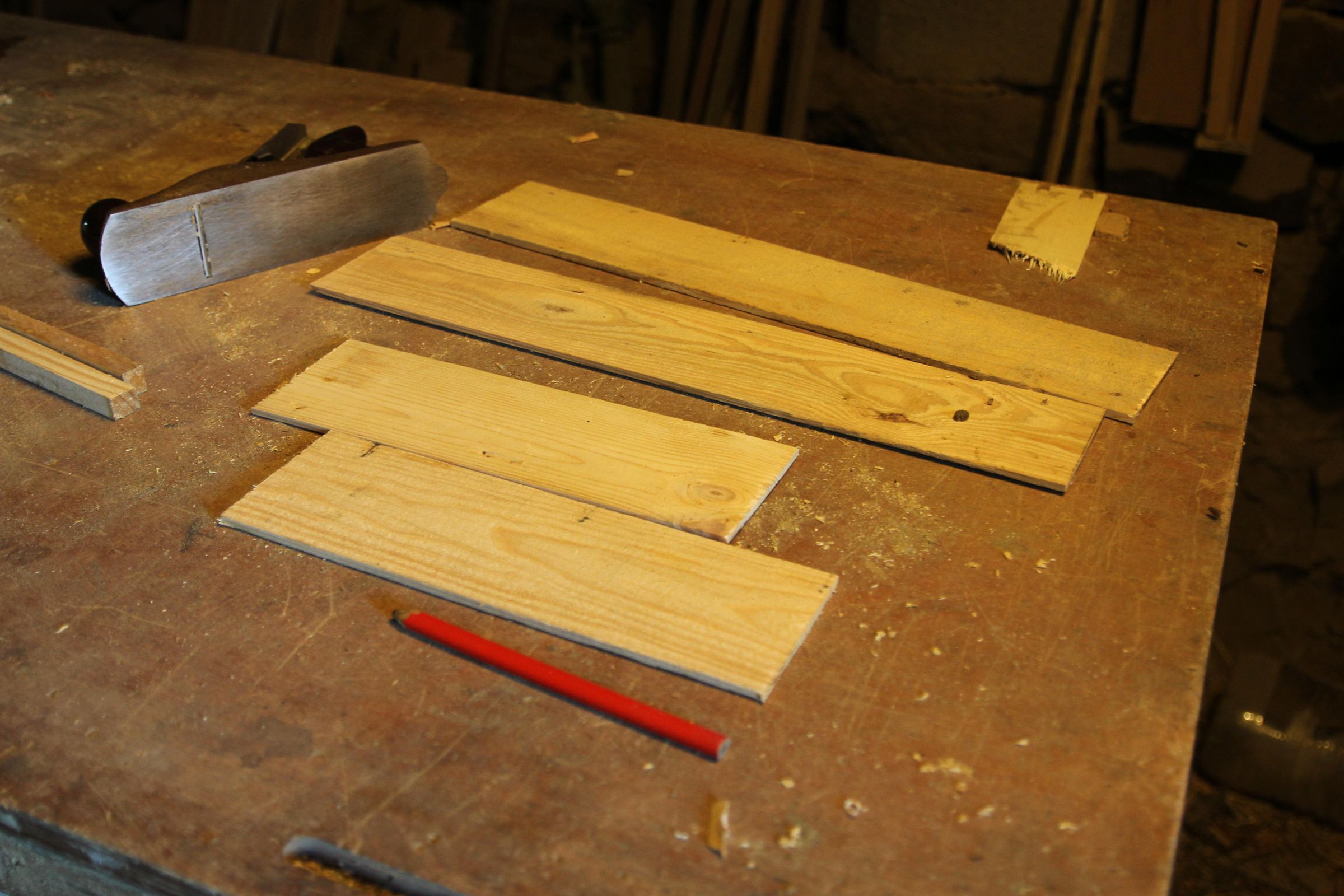 Make a Wooden Fuelless Cooker or Hay-box Using Scrap Wood and Hemp Wool ...