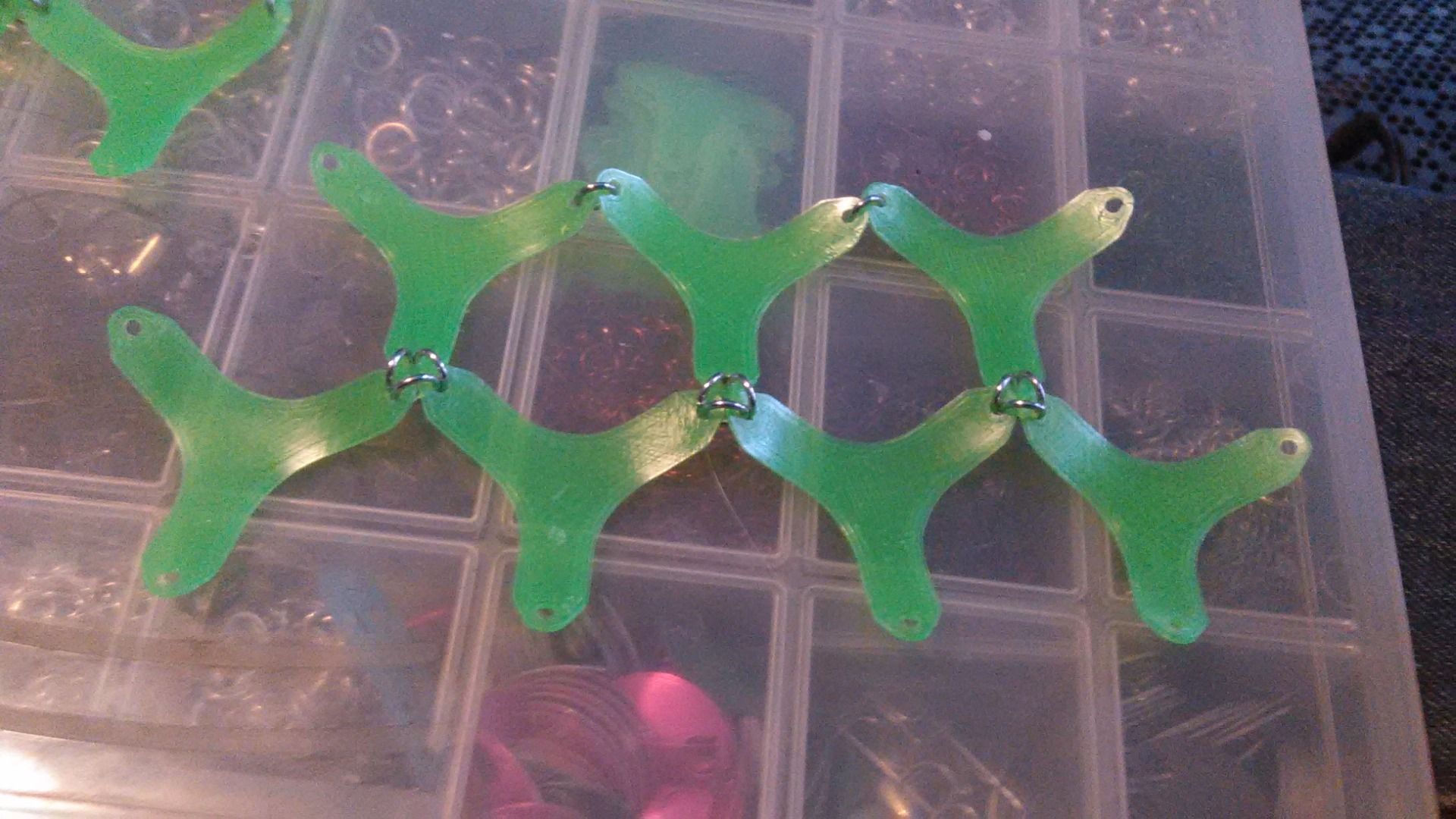Chinese Scalemaille : 3 Steps - Instructables