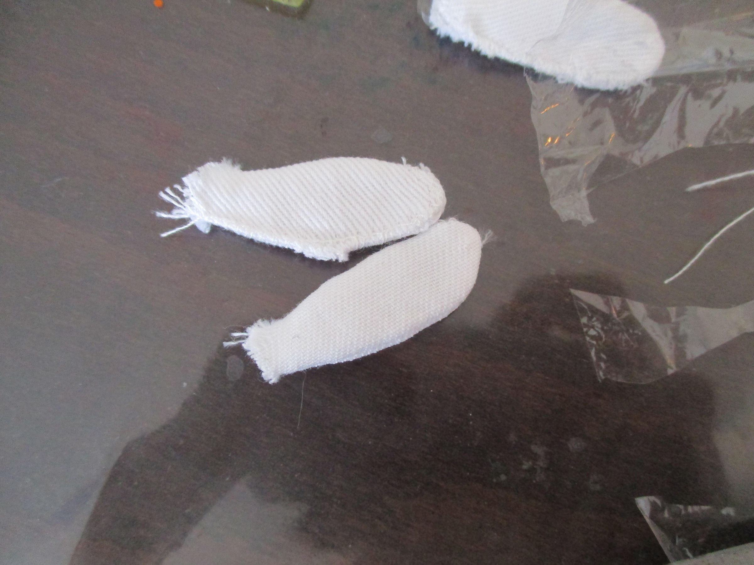 DIY Wrist Rattles and Foot Finder Socks - a Wearable Sensory Toy : 10 ...