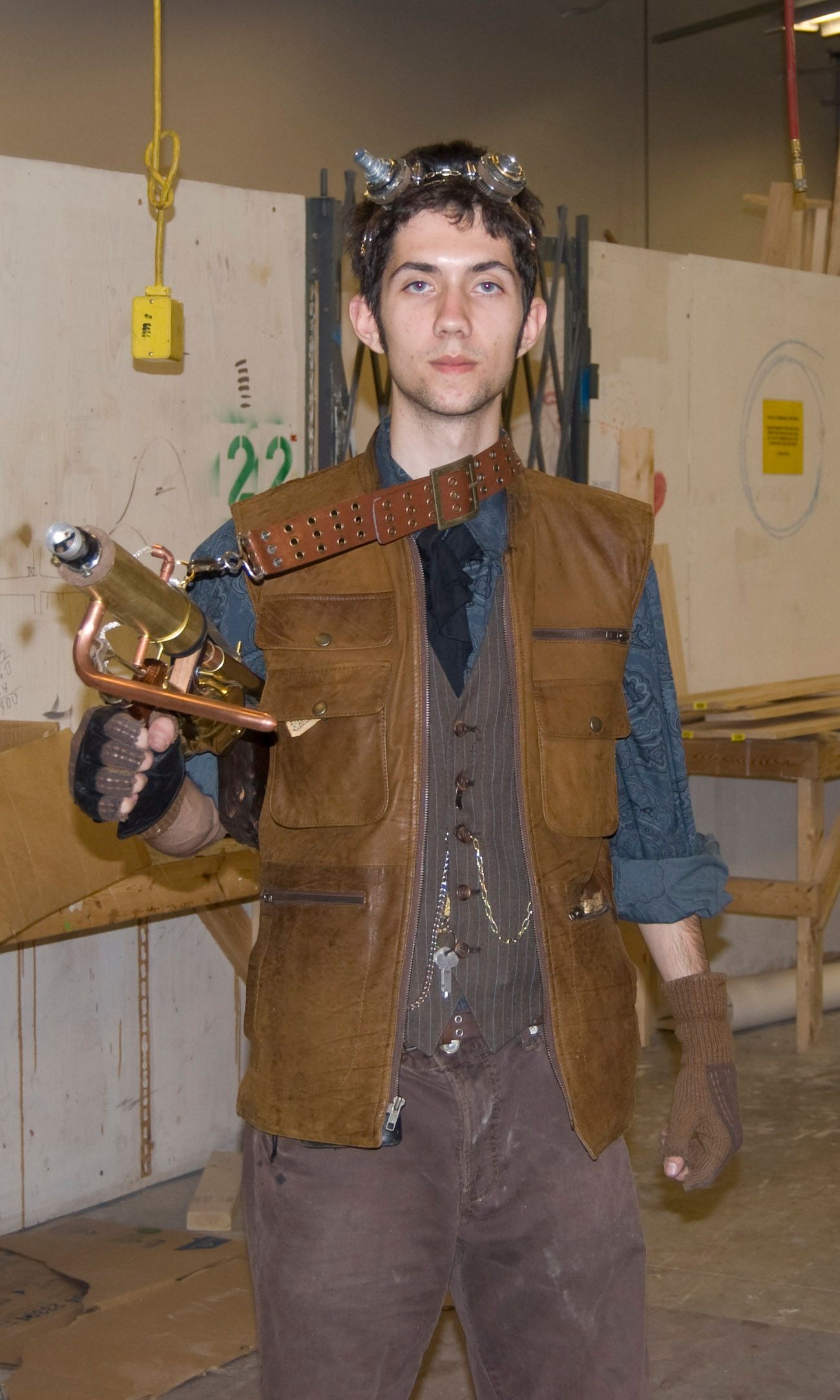 Steampunk Ray Gun and Costume - Instructables
