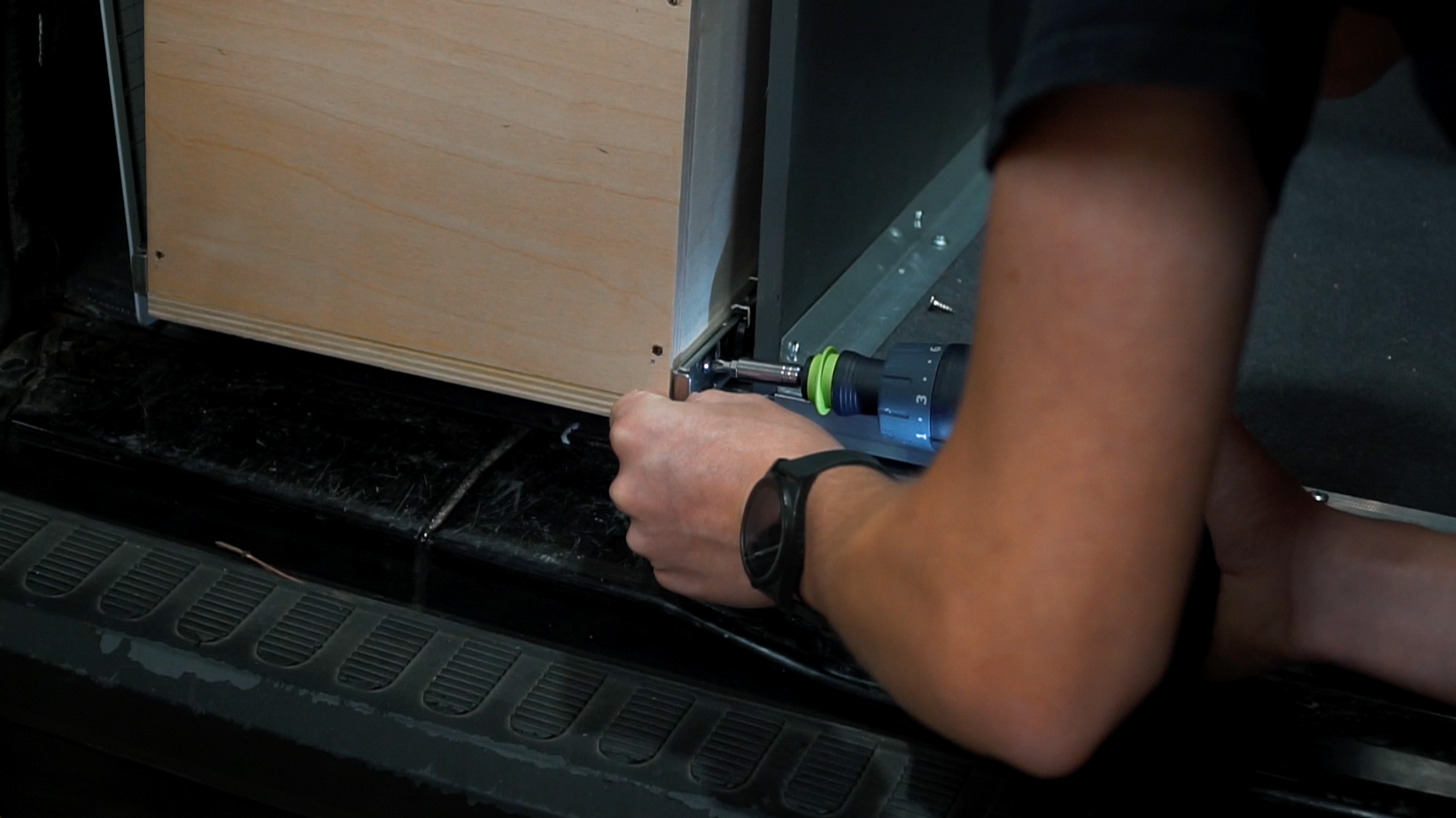 DIY Van Slide Out Storage #VANLIFE : 5 Steps - Instructables