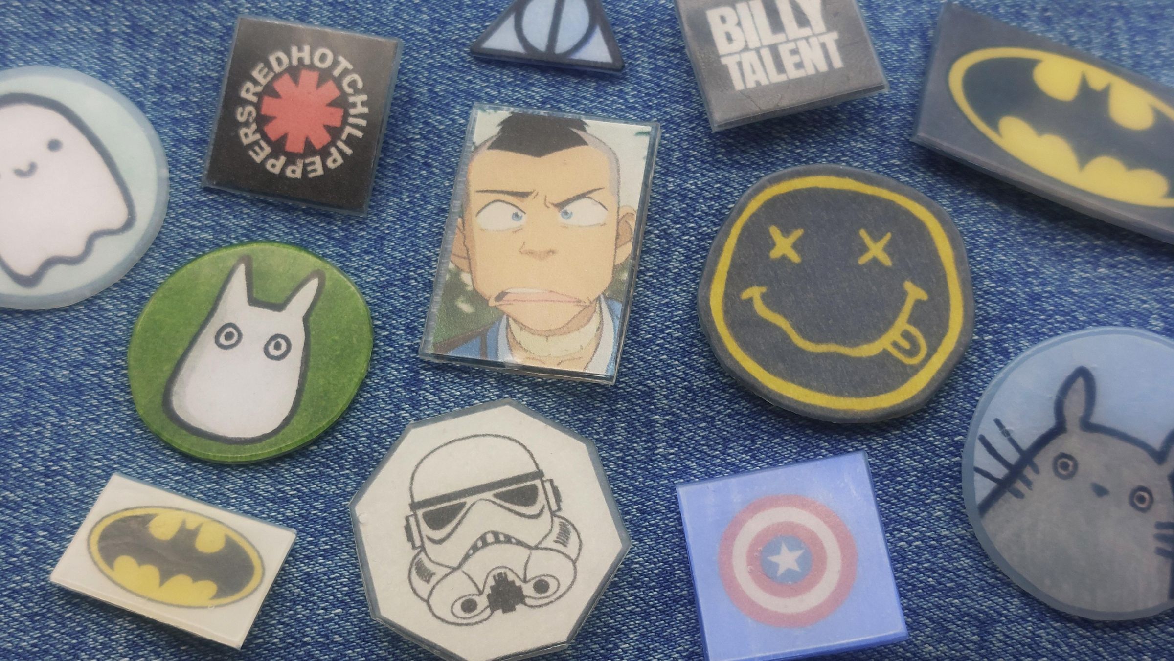 Hot Glue Pins & Accessories! : 8 Steps - Instructables