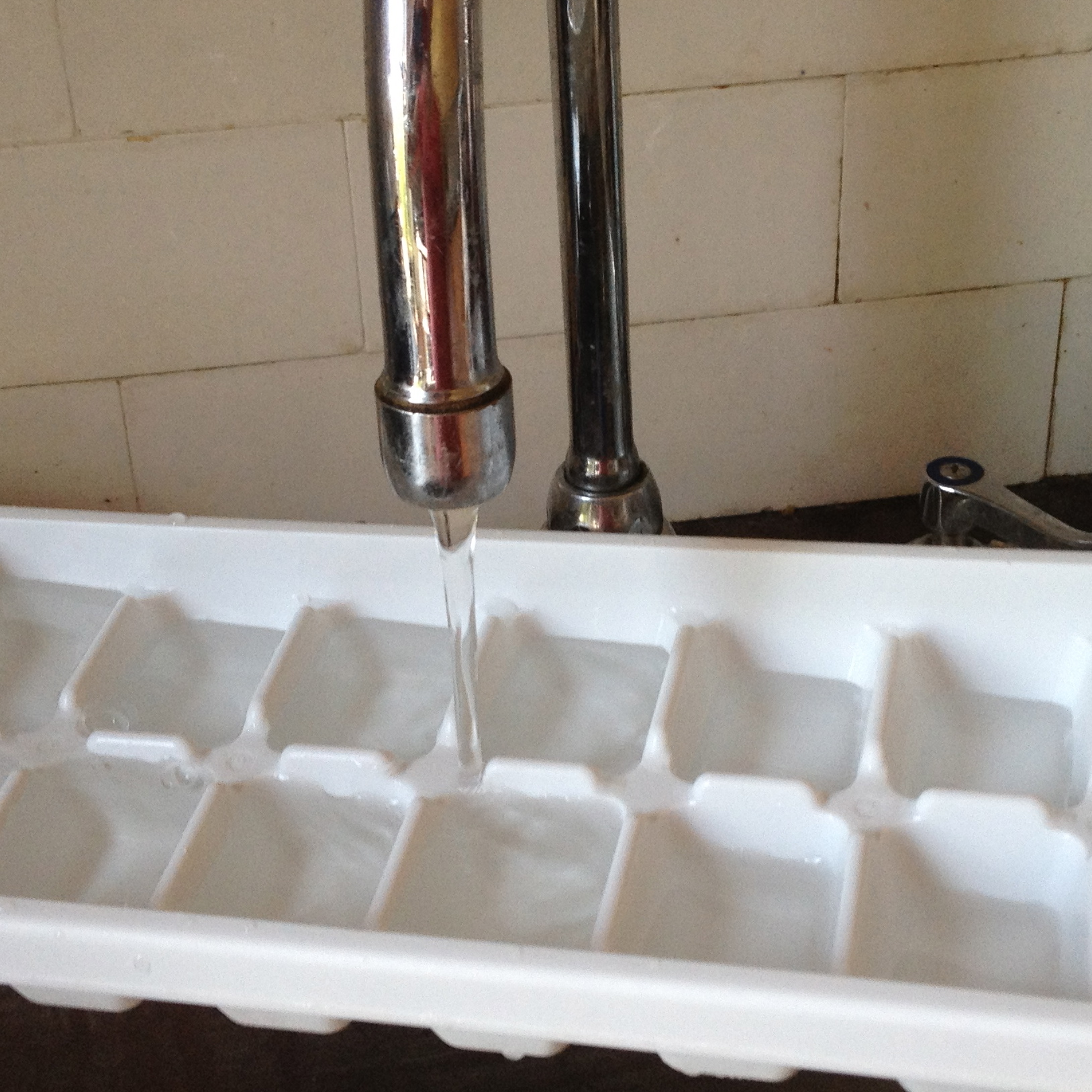 DIY Ice Cubes : 3 Steps - Instructables