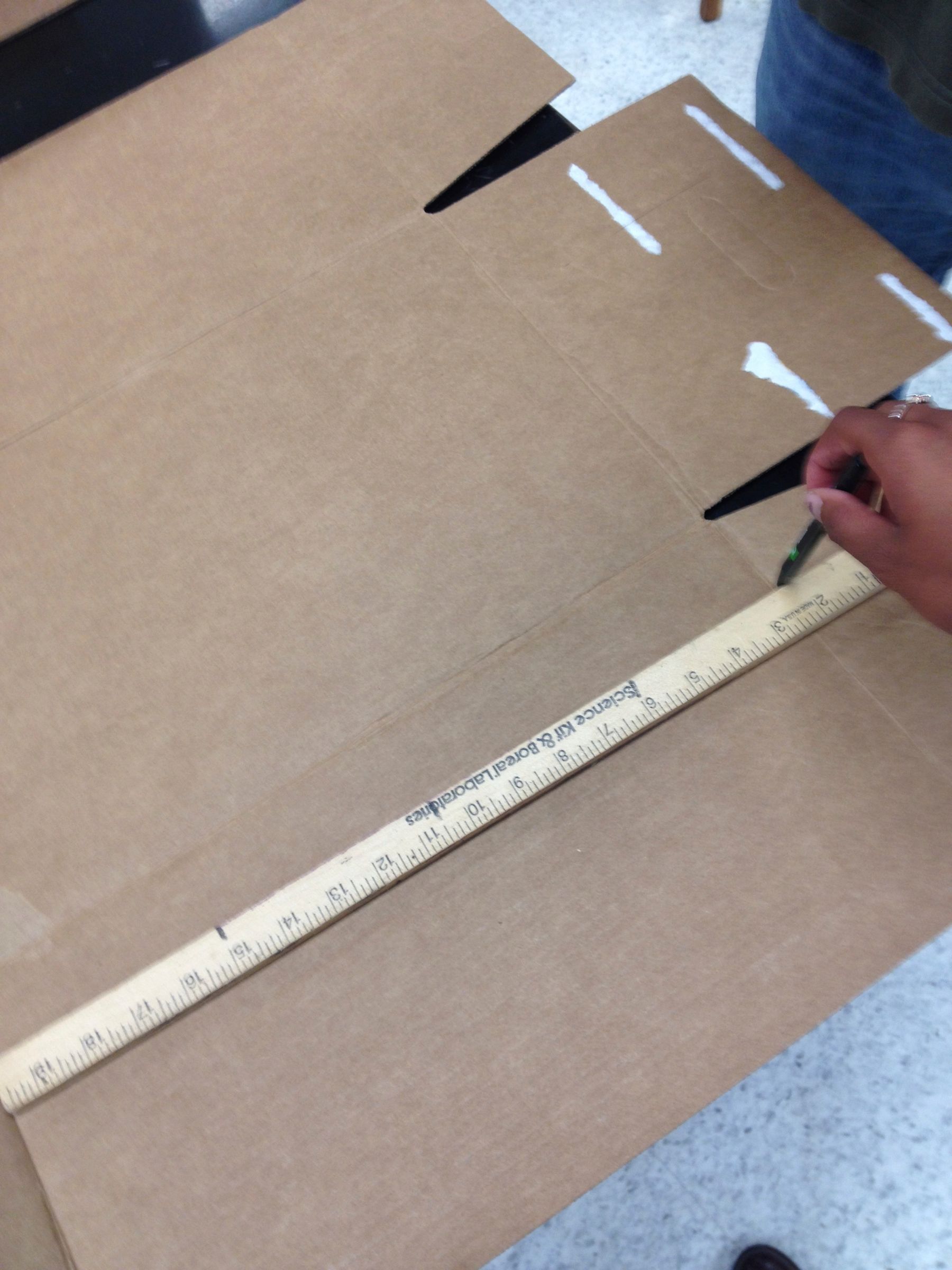 How to Make a Desk Divider : 13 Steps - Instructables