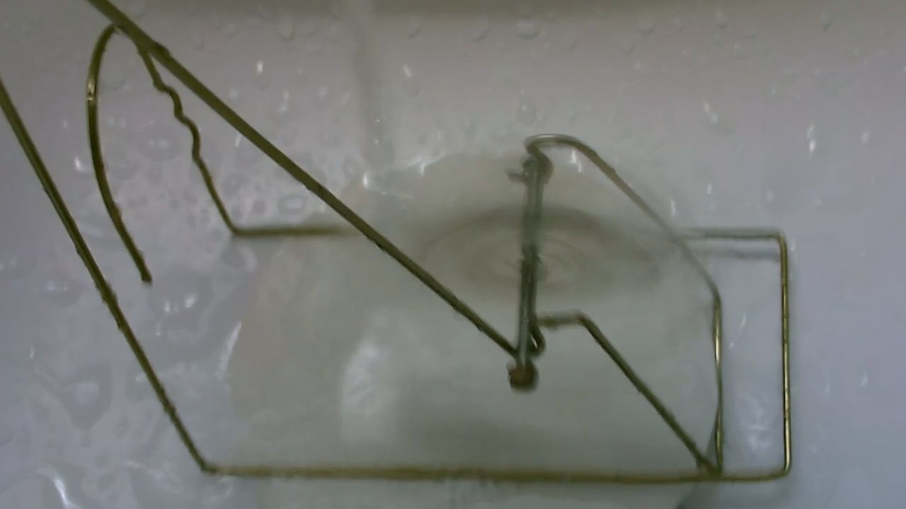 How to Make a Waterwheel - Simple Micro-Hydro (using a Bottle, Metal ...