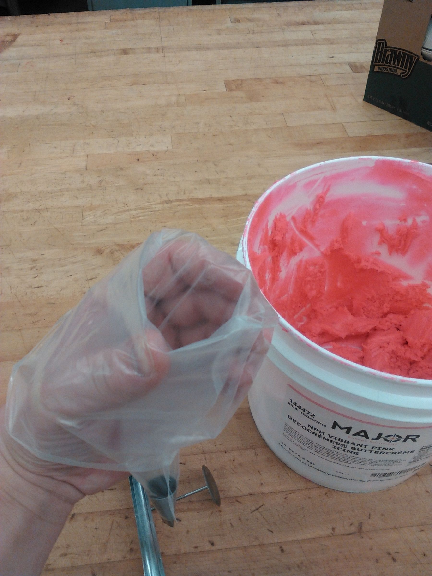 How to Pipe a Rose : 9 Steps (with Pictures) - Instructables