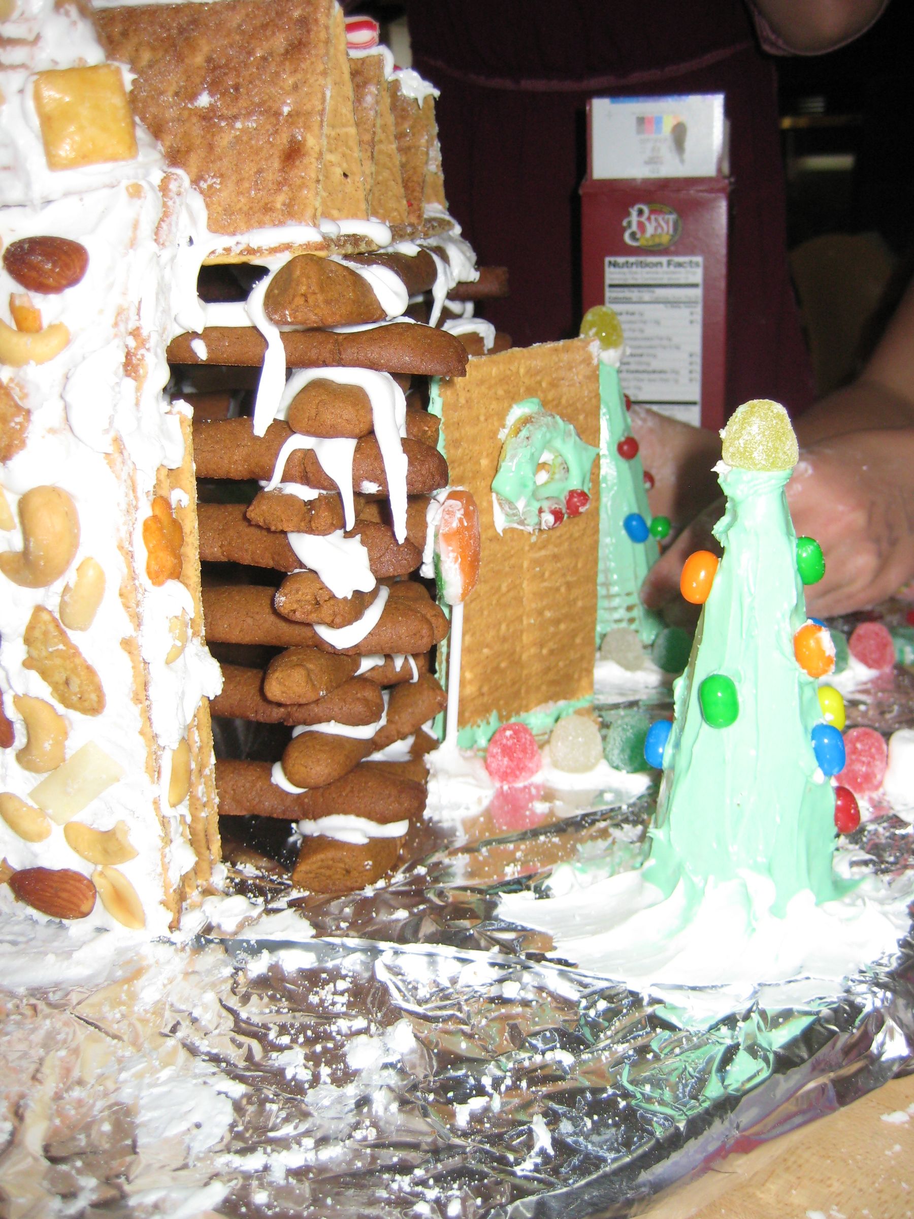 Cozy Gingerbread Log Cabin - Instructables