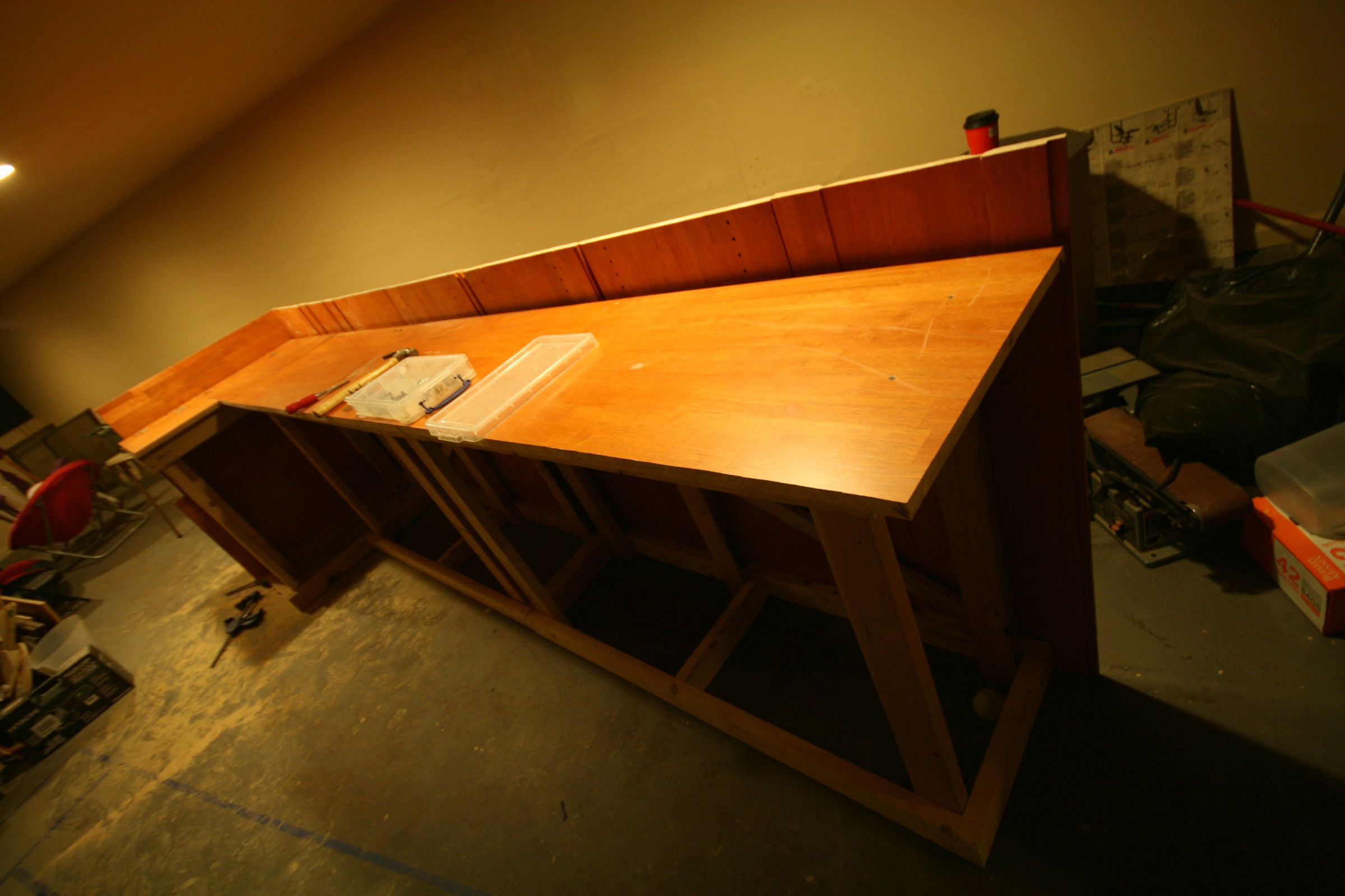 Fraternity Basement Bar : 10 Steps - Instructables