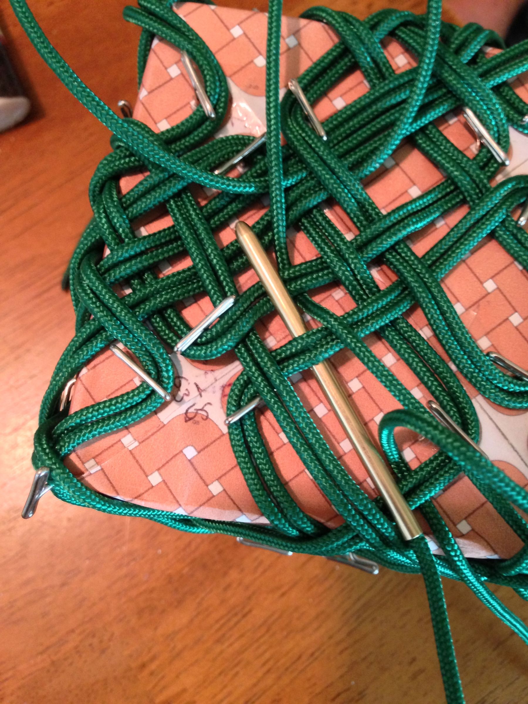 Turk's Head Dice : 10 Steps (with Pictures) - Instructables