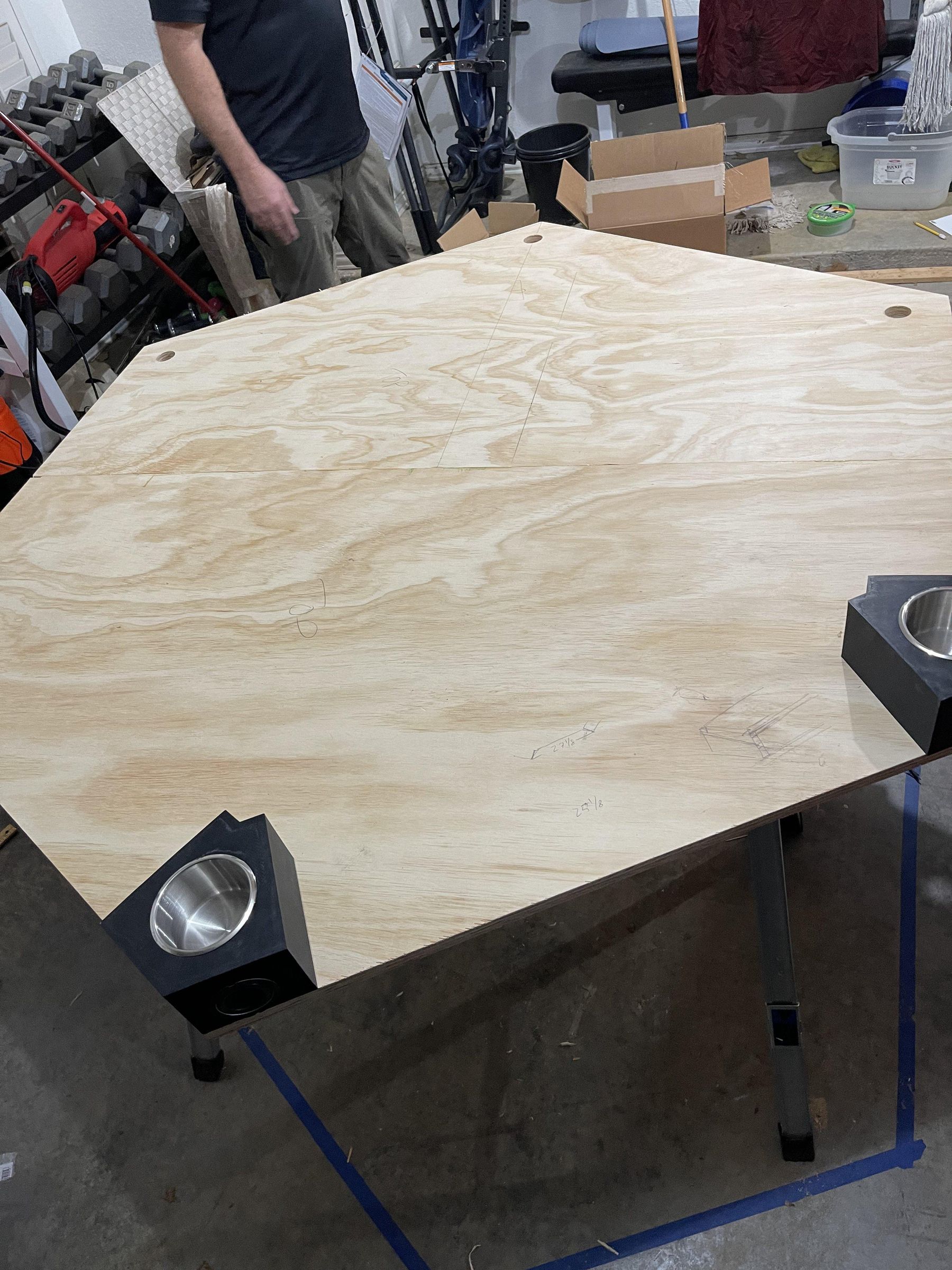 Hexagonal Board Game Table W/ Speakers and Flip-Out Desks : 14 Steps ...