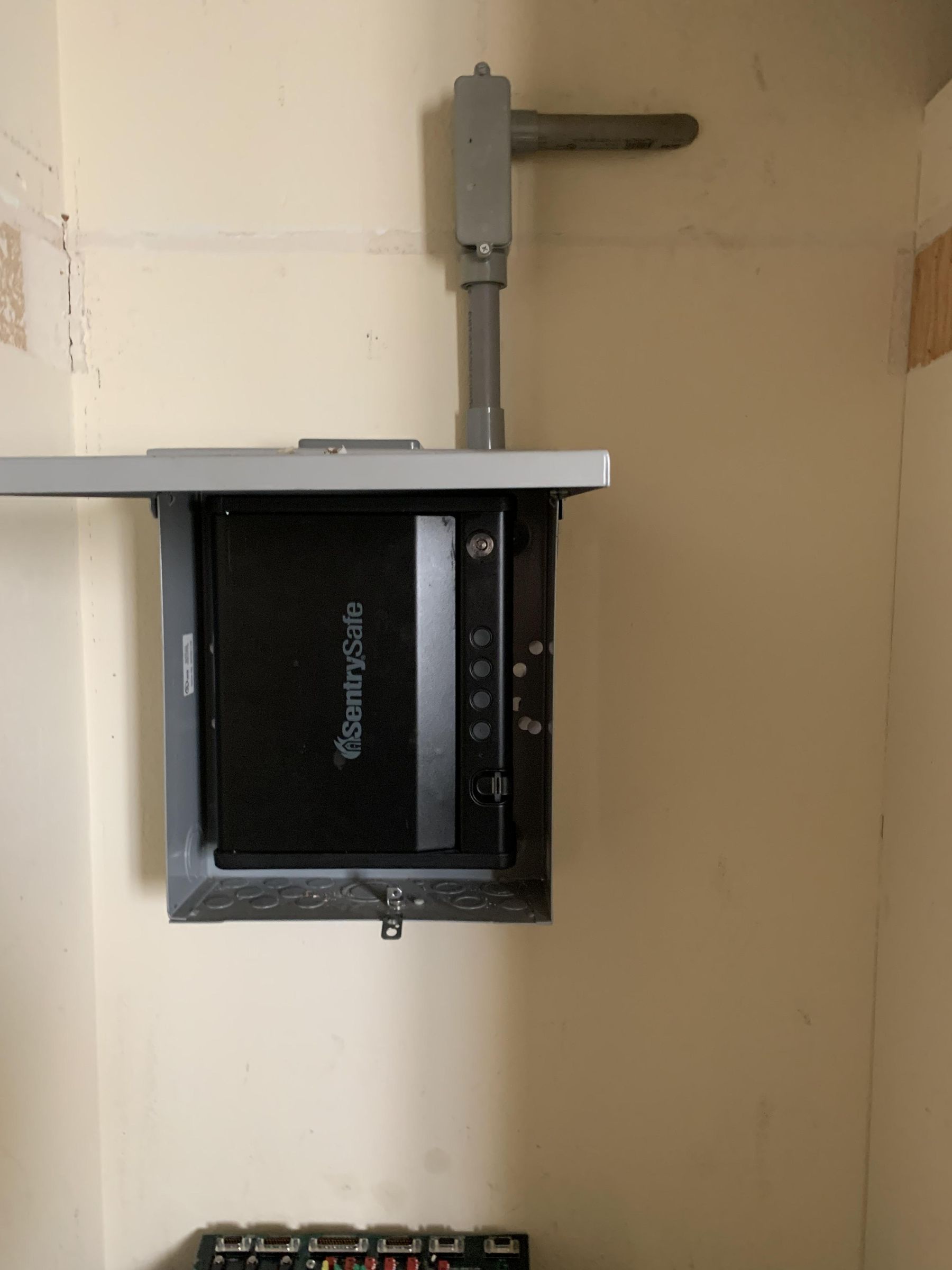 Hidden Wall Safe : 3 Steps - Instructables