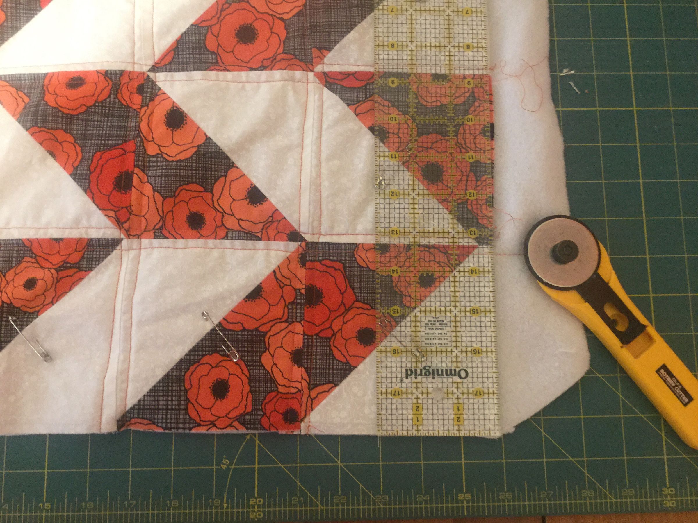 Easy 1/2 Block Quilt for Beginners : 21 Steps (with Pictures ...