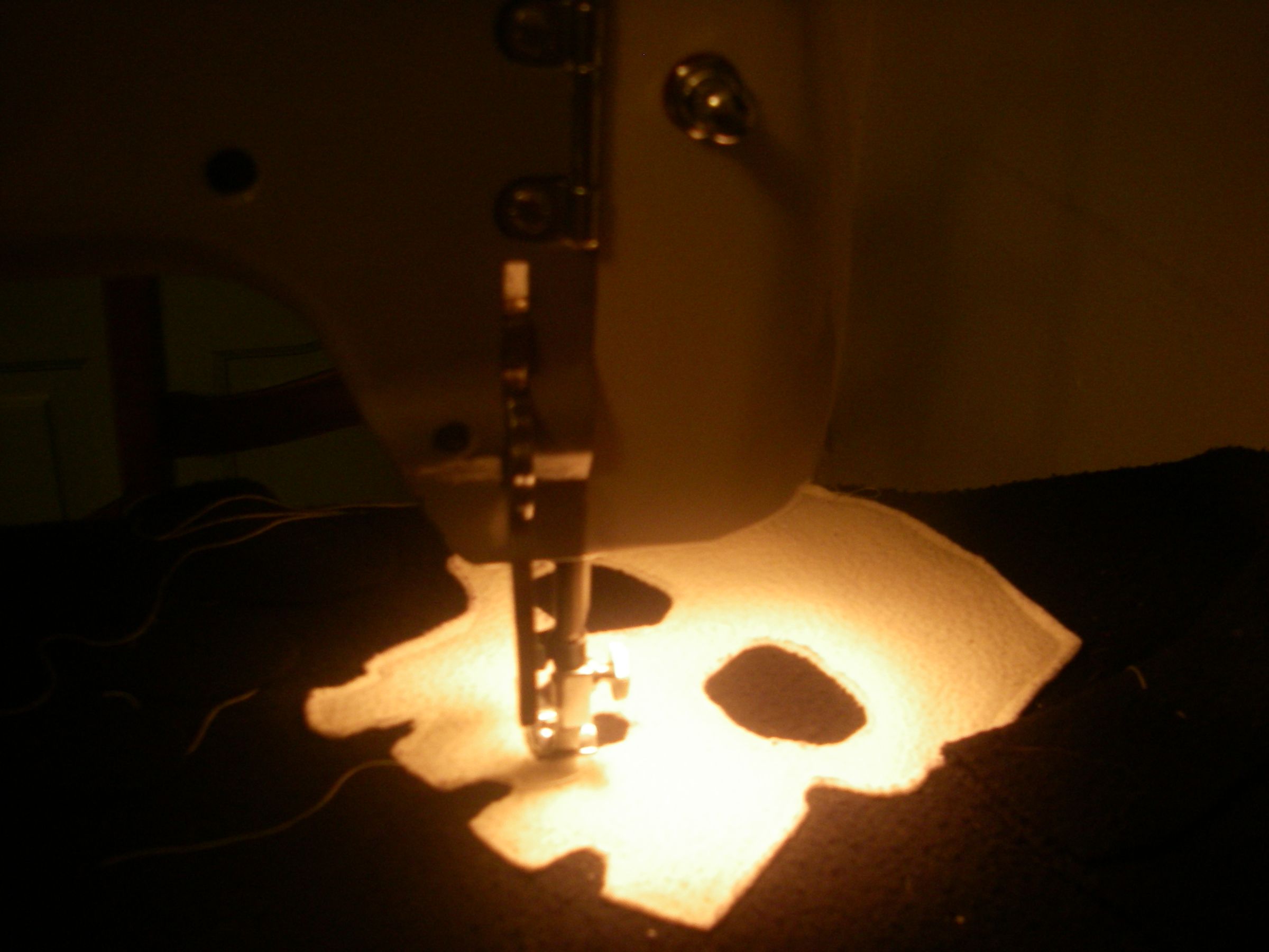 A Lovely Warm Skull Face Snood. : 5 Steps (with Pictures) - Instructables