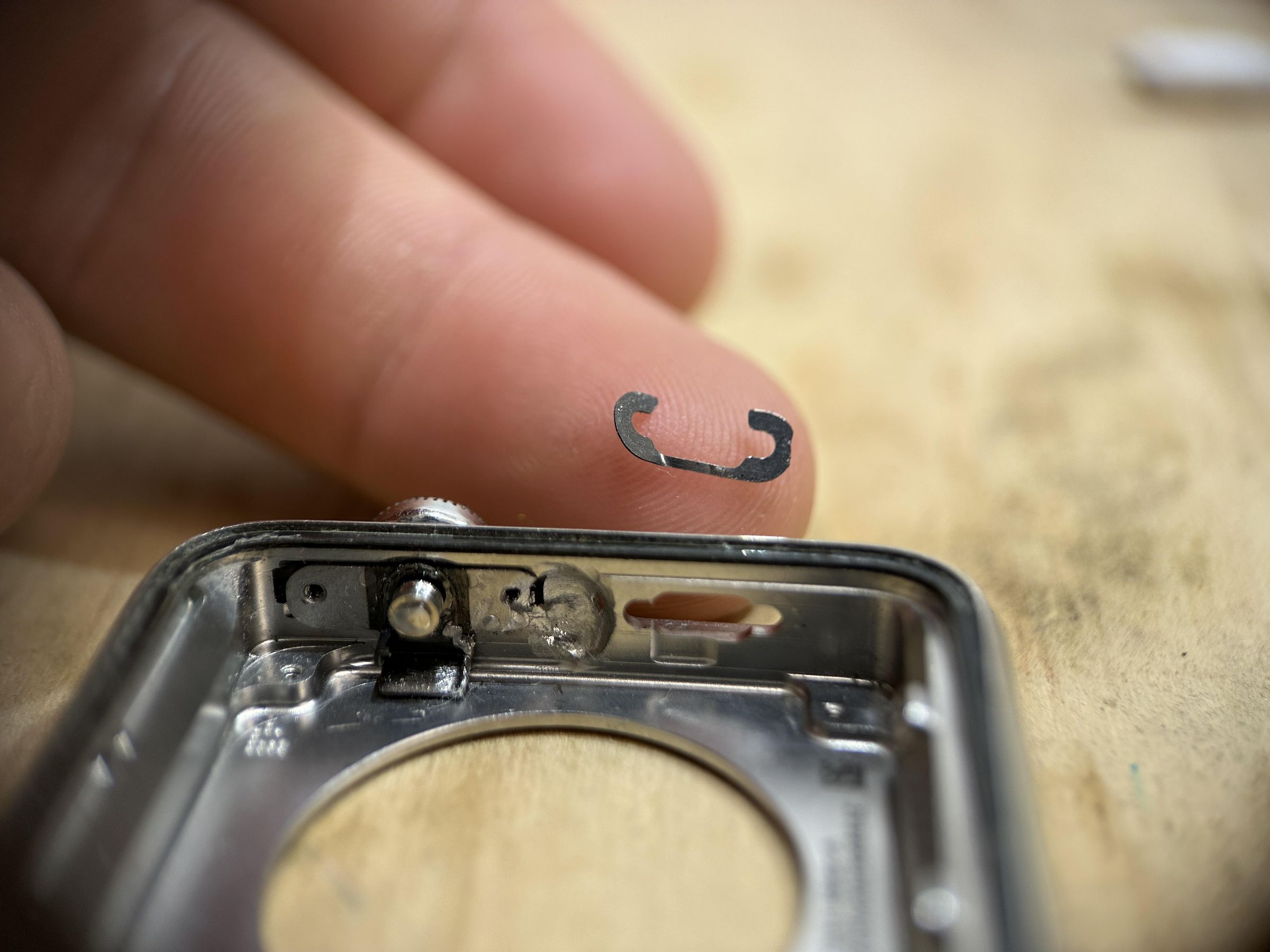 Mechanical Apple Watch From Real E-Waste Apple Watch : 46 Steps (with ...