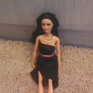 Barbie's Goth Transformation : 6 Steps - Instructables