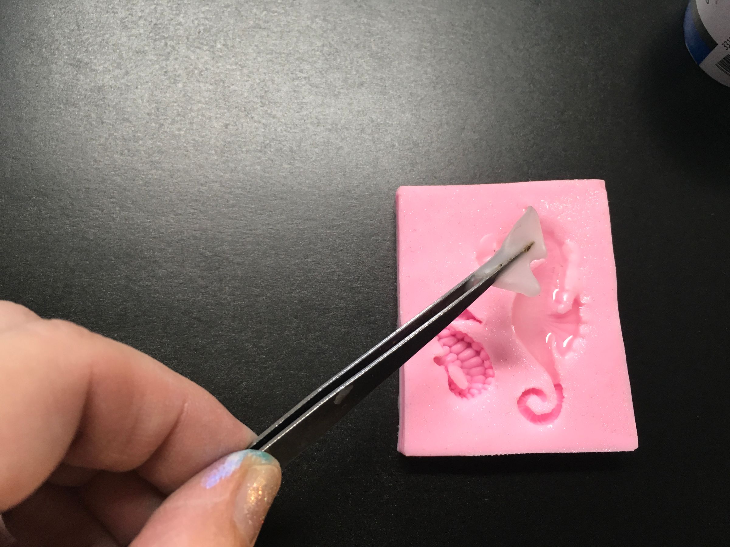 Reverse Resin Intaglio : 7 Steps (with Pictures) - Instructables