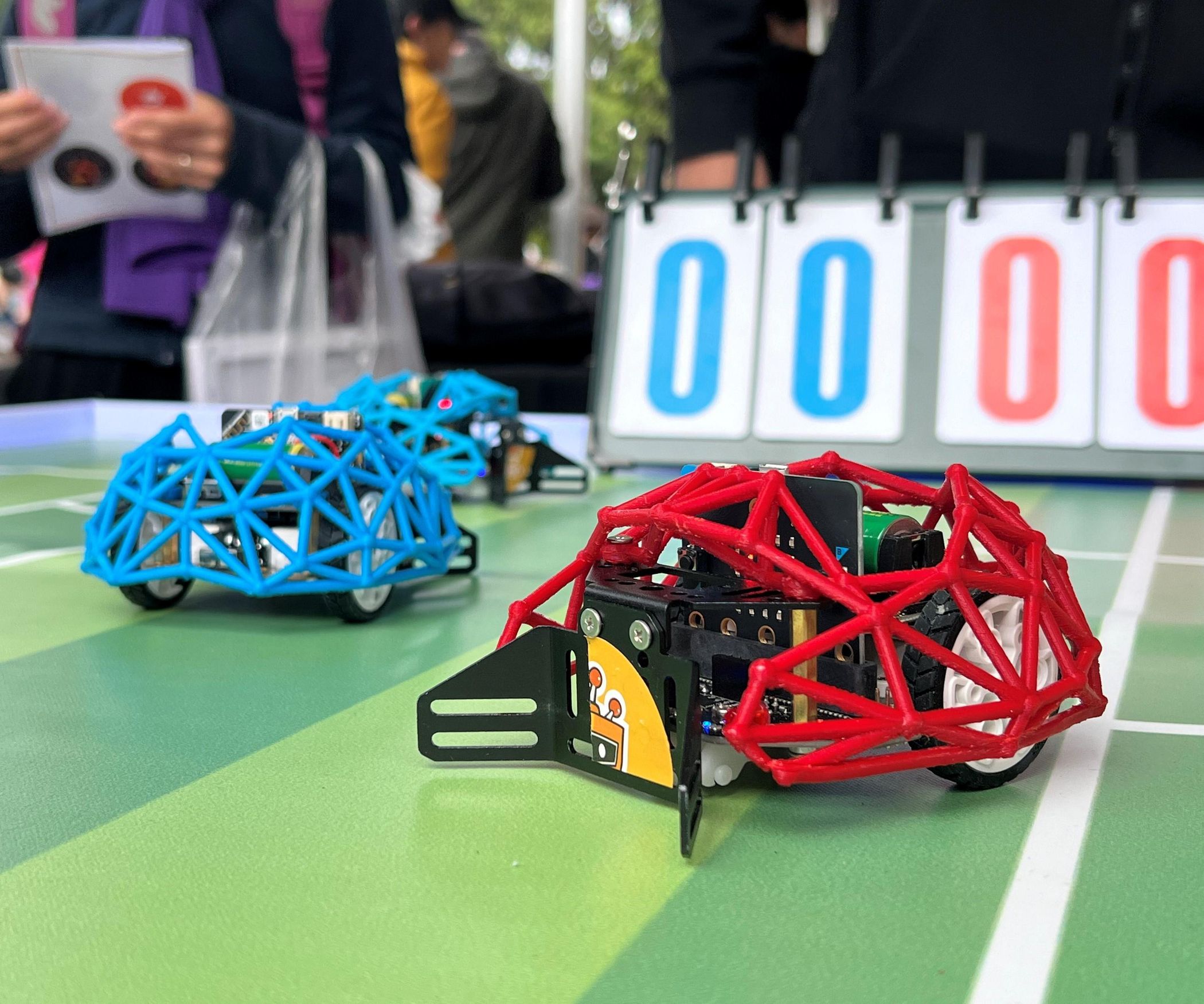 Robot Competition - DFRobot Maqueen Football Game : 7 Steps - Instructables
