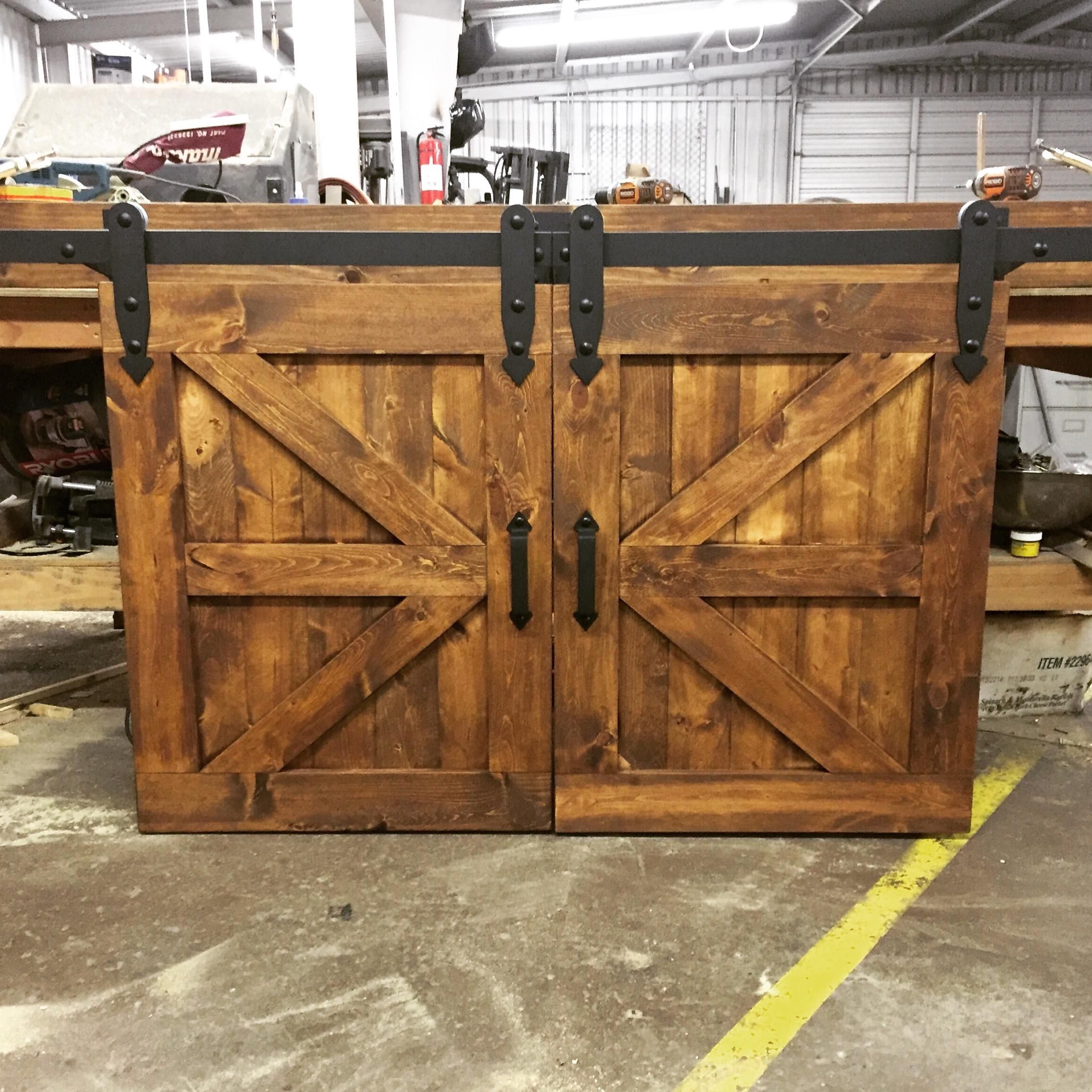 Sliding Barn Doors : 7 Steps (with Pictures) - Instructables