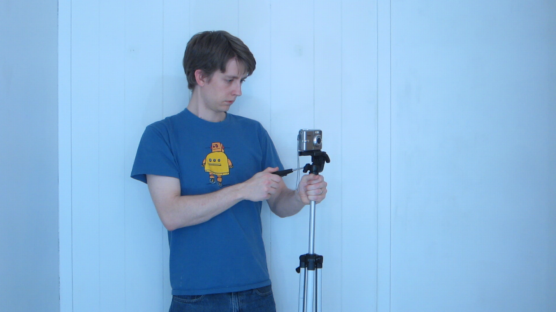 How to Make an Impromptu Camera Stabilizer : 5 Steps (with Pictures ...