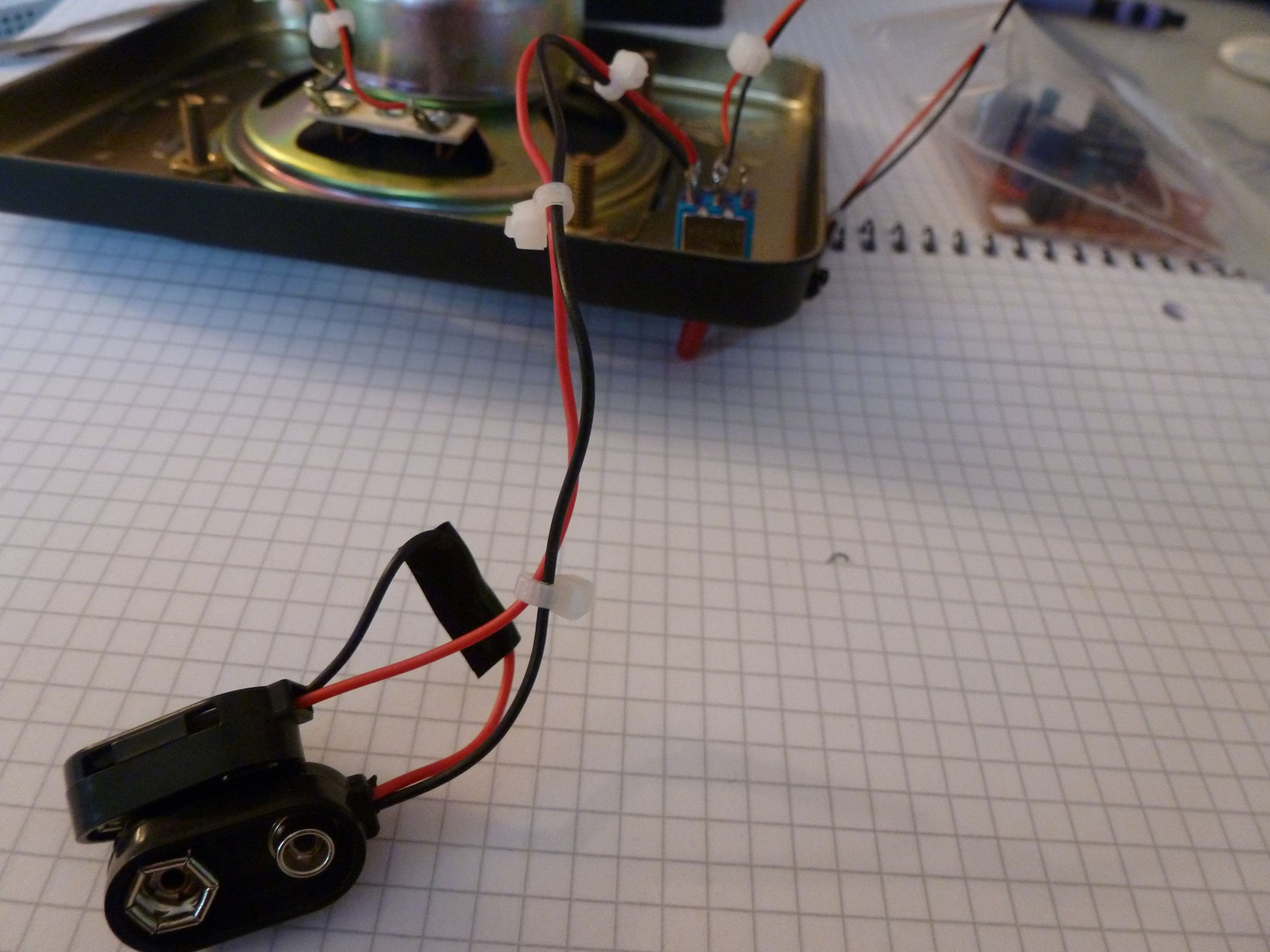 The BlackBox - a Amplifying Speaker Box Made of Mostly Recycled Parts ...