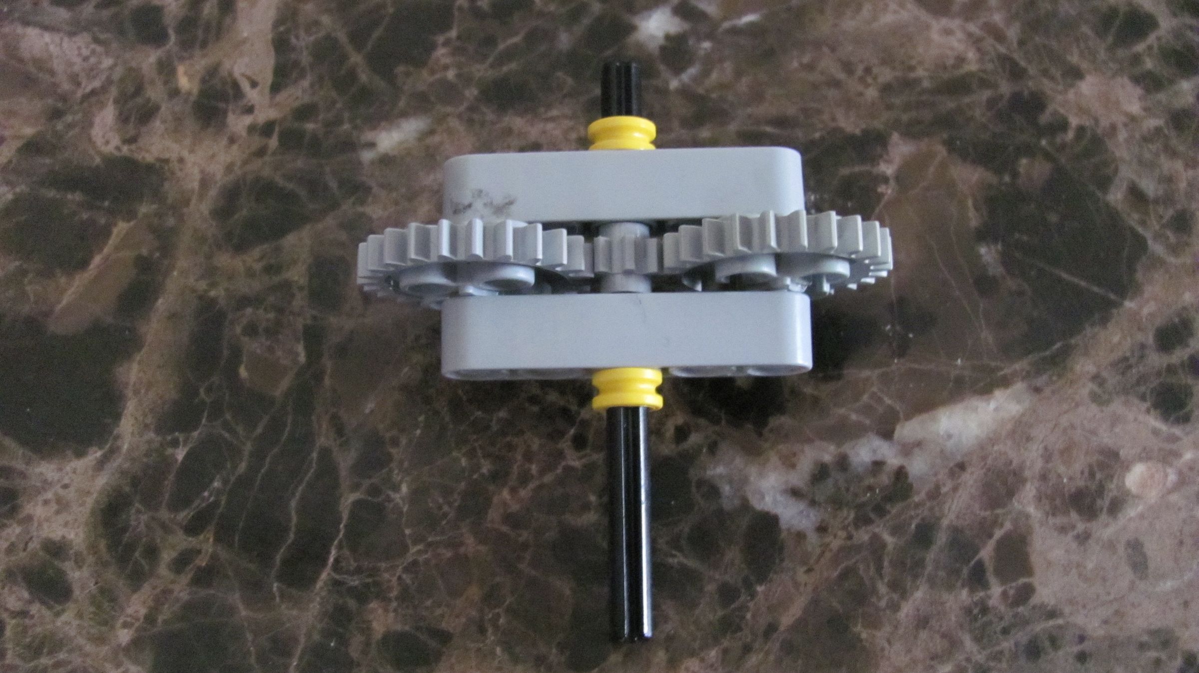 LEGO Technic One-Way Gear Mechanism : 3 Steps - Instructables