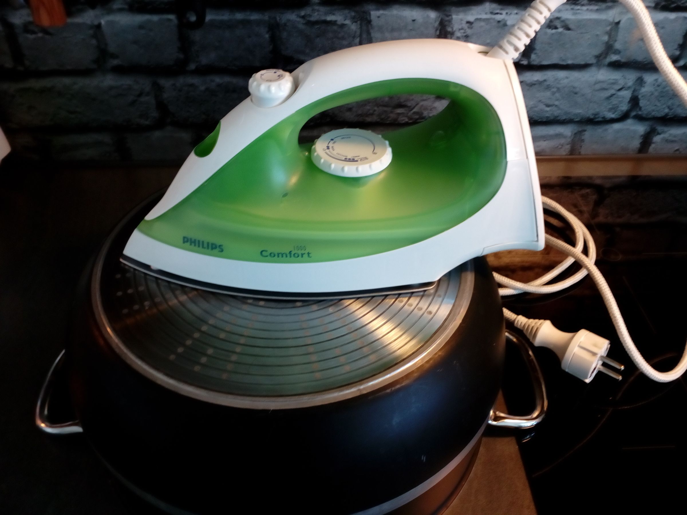 How to Cool Down a Clothes Iron - Instructables