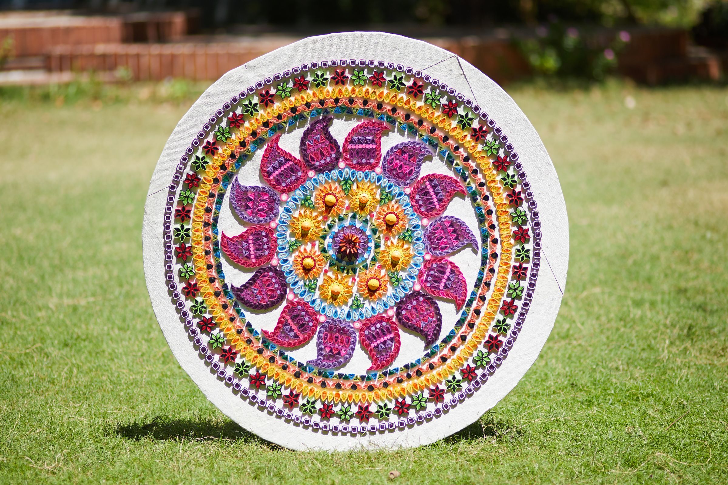 A Meter Big Quilled Mandala! : 6 Steps (with Pictures) - Instructables