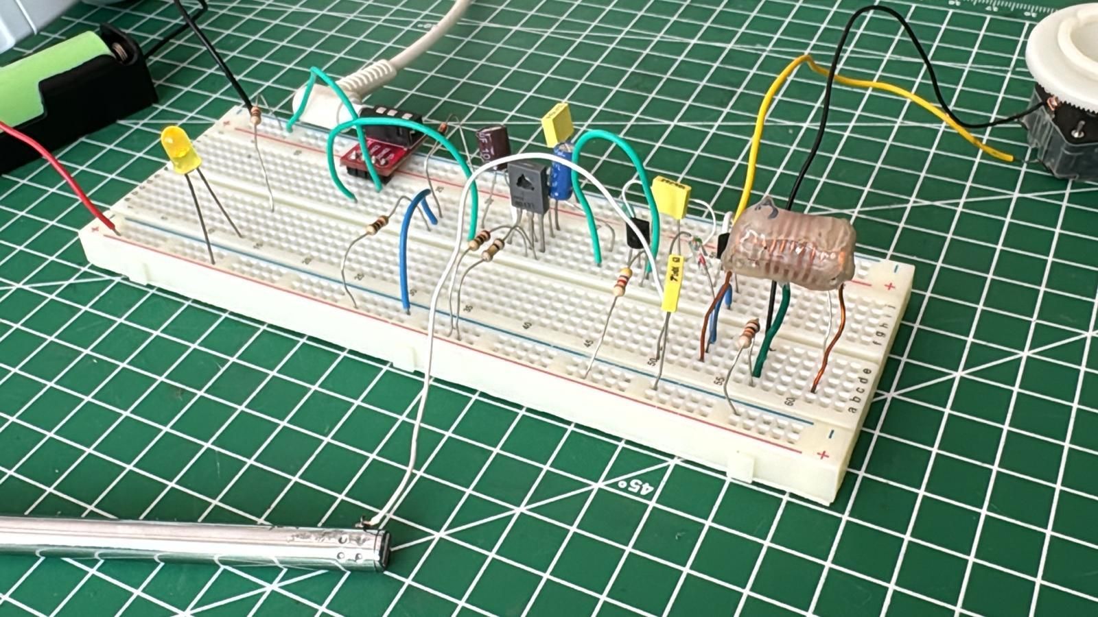 Simple FM Radio (Updated) : 6 Steps (with Pictures) - Instructables
