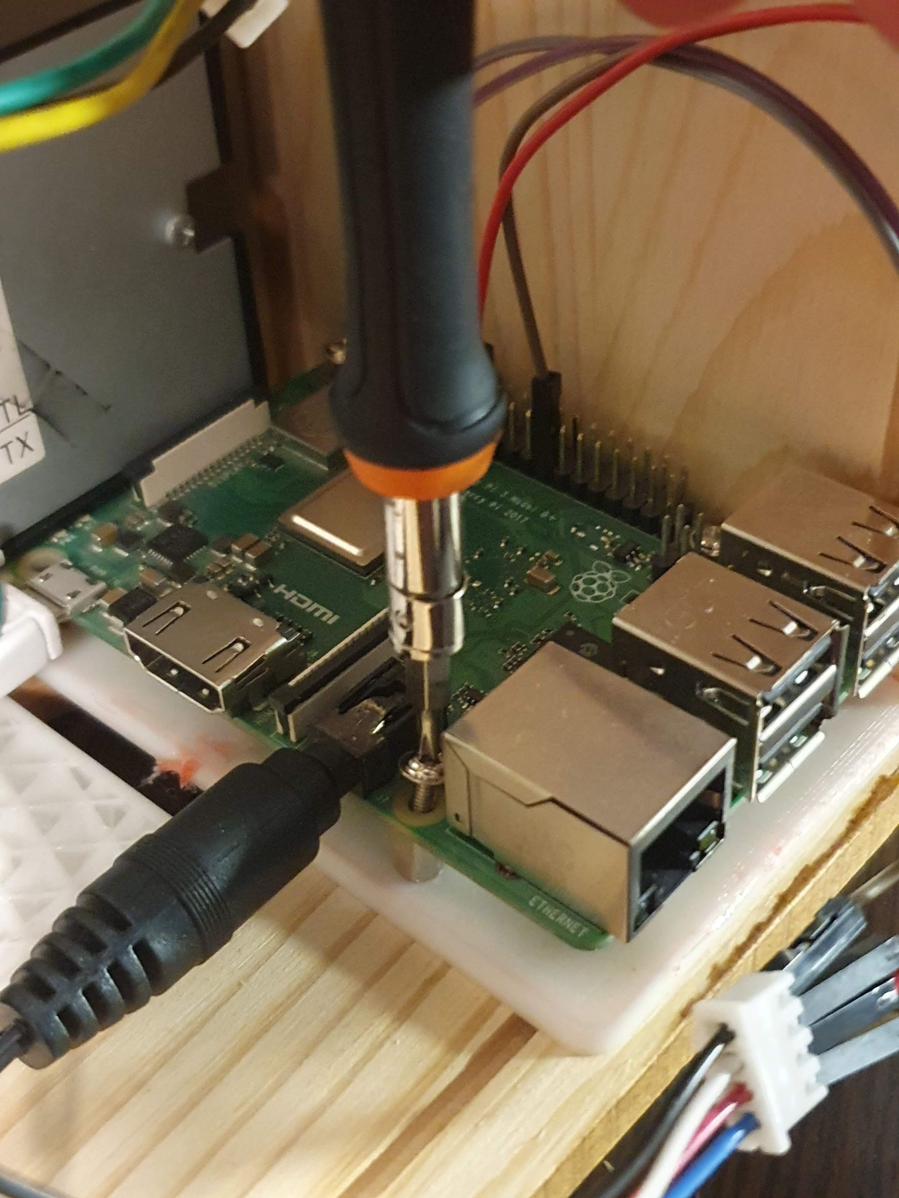 Fear Booth - Raspberry Pi Powered Photo Booth With a Spooky Twist : 12 ...