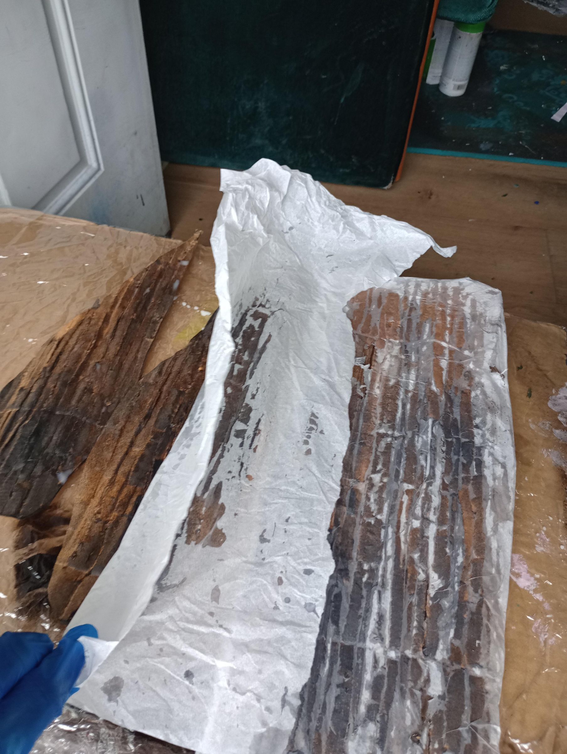 Making Realistic Tree Bark : 7 Steps - Instructables