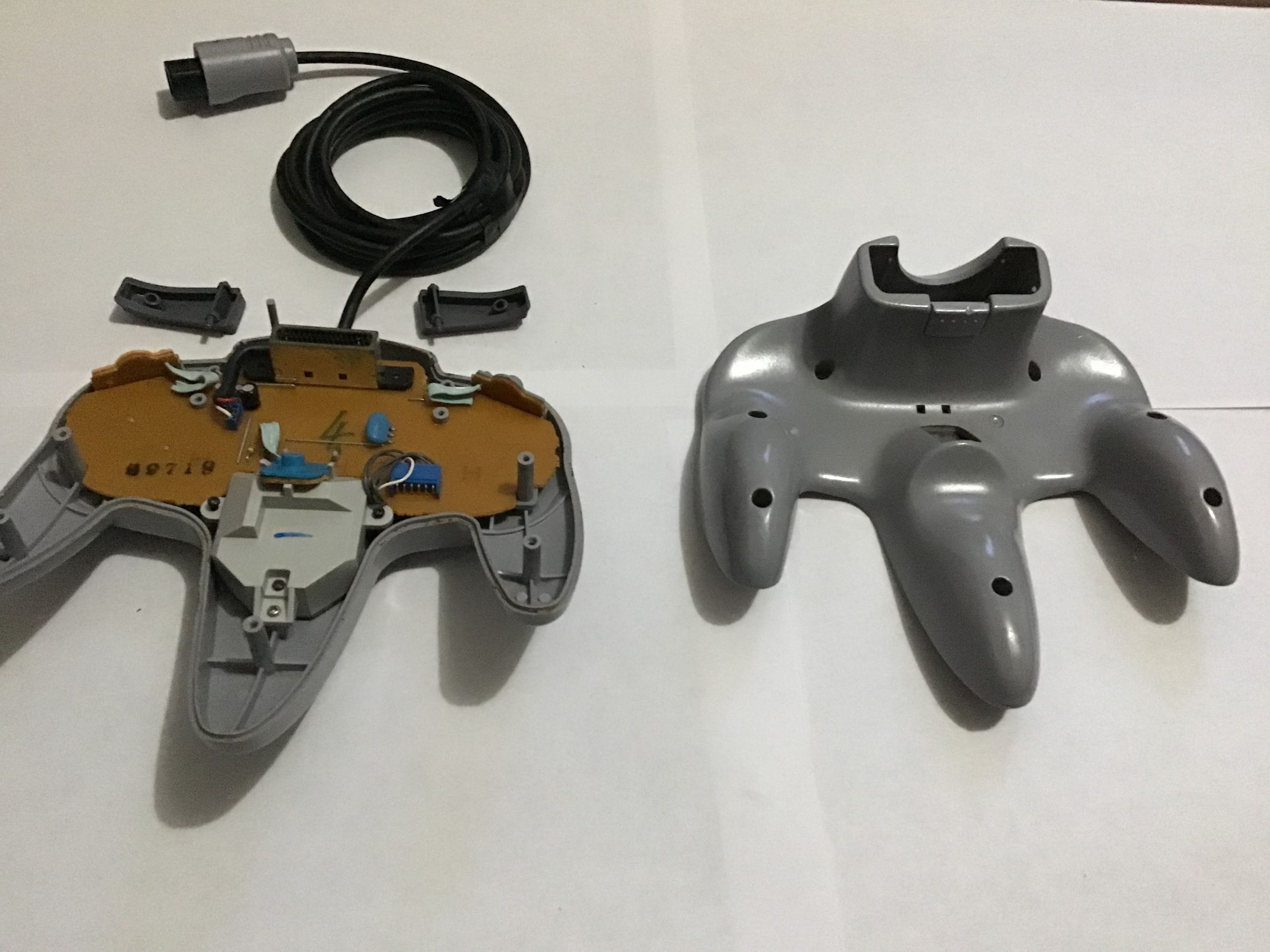 N64 Loose Joy Stik Fix. : 7 Steps - Instructables