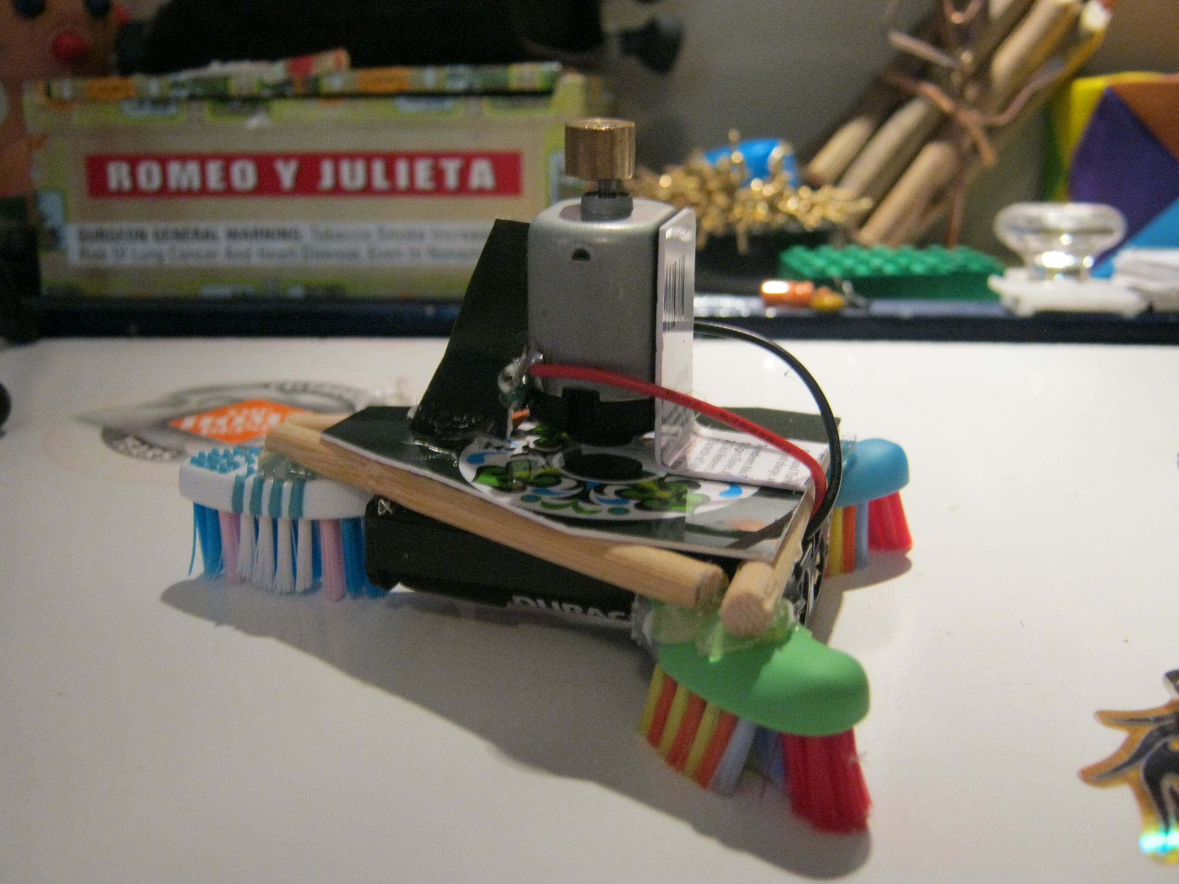 Bristle Bot 2.0 : 6 Steps - Instructables