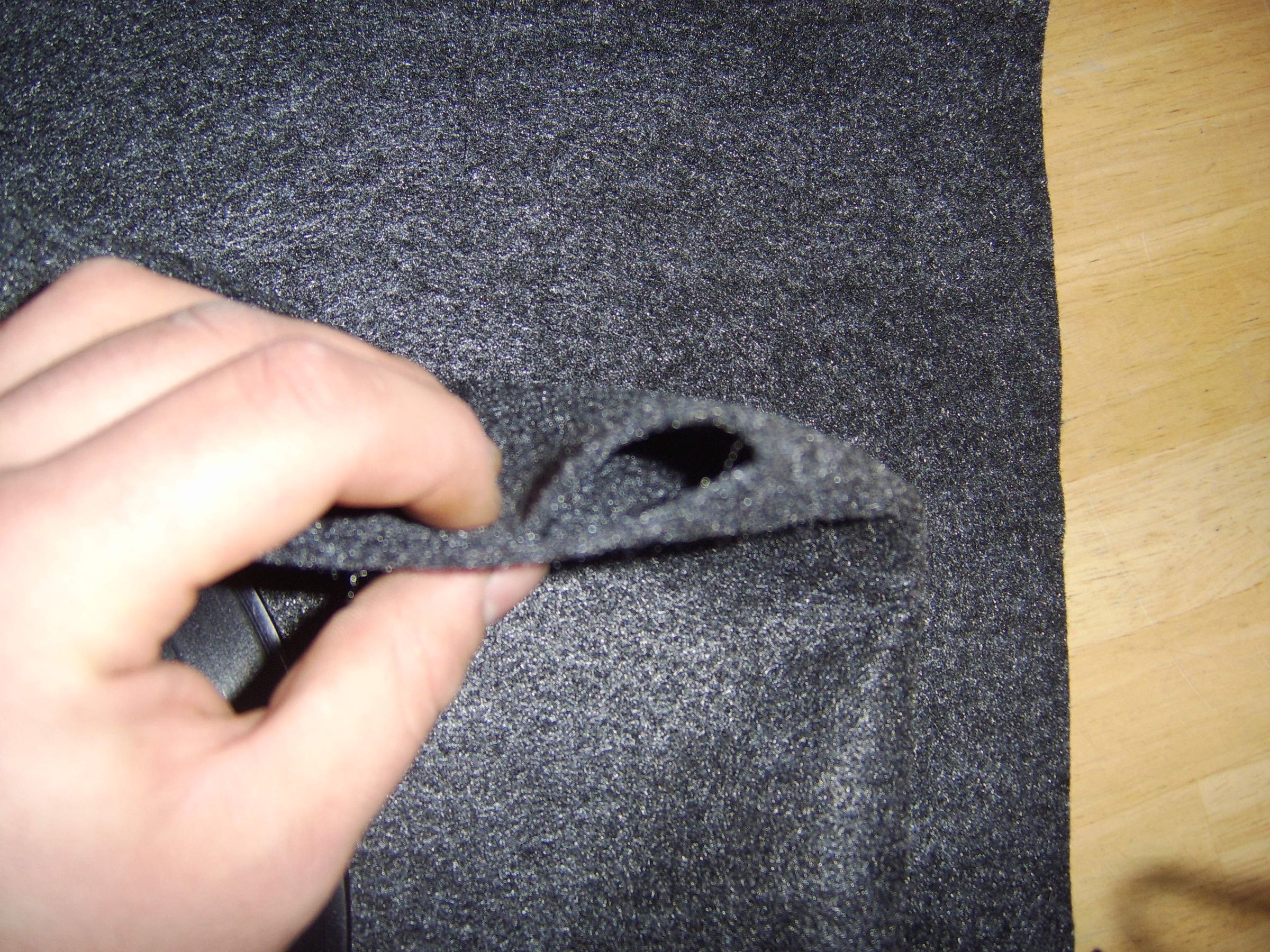 DIY Soft-felt Record Platter-mat : 4 Steps - Instructables