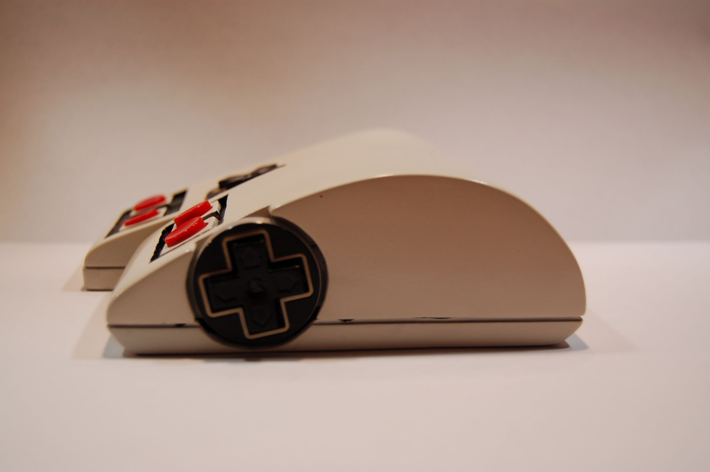 Wireless Mouse in a Nes Gamepad 3 : 8 Steps (with Pictures) - Instructables