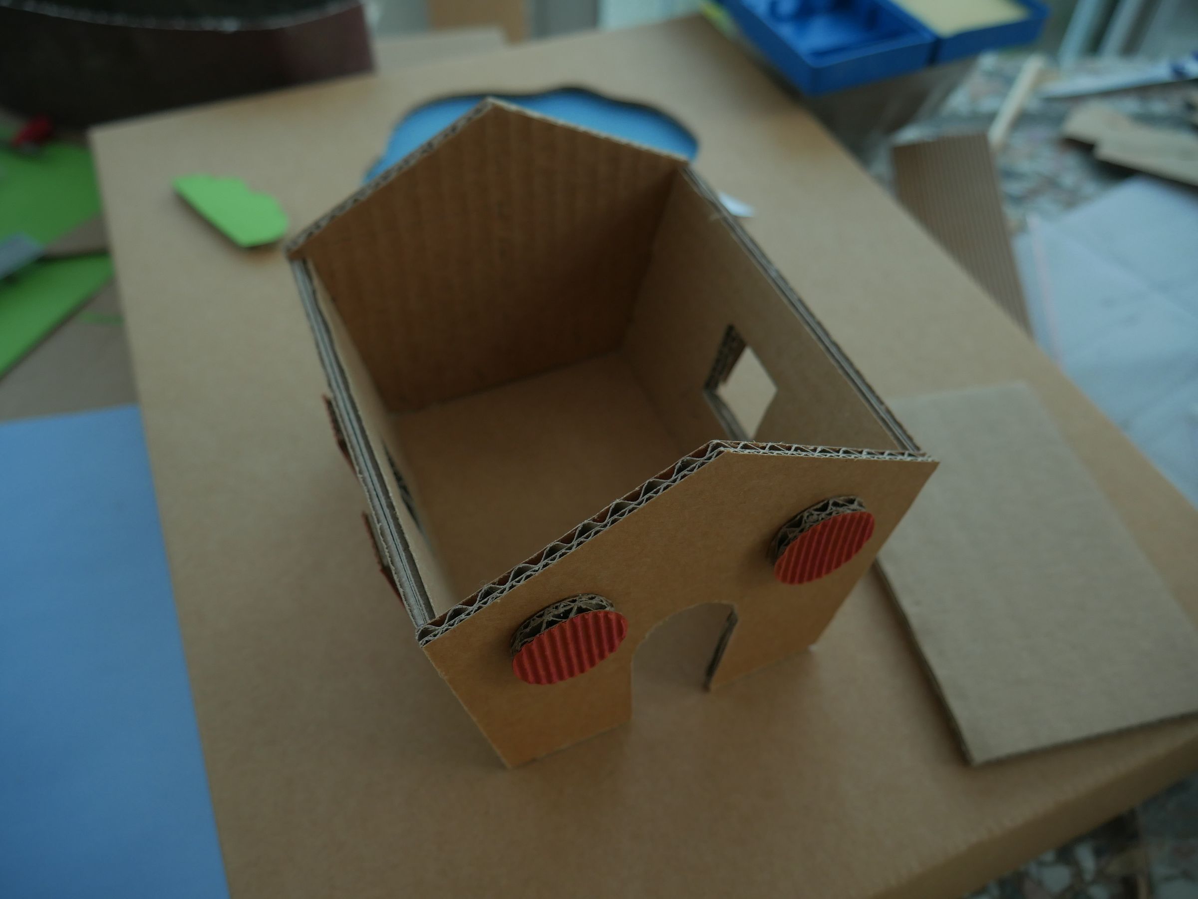 Cardboard House and Garden : 6 Steps (with Pictures) - Instructables