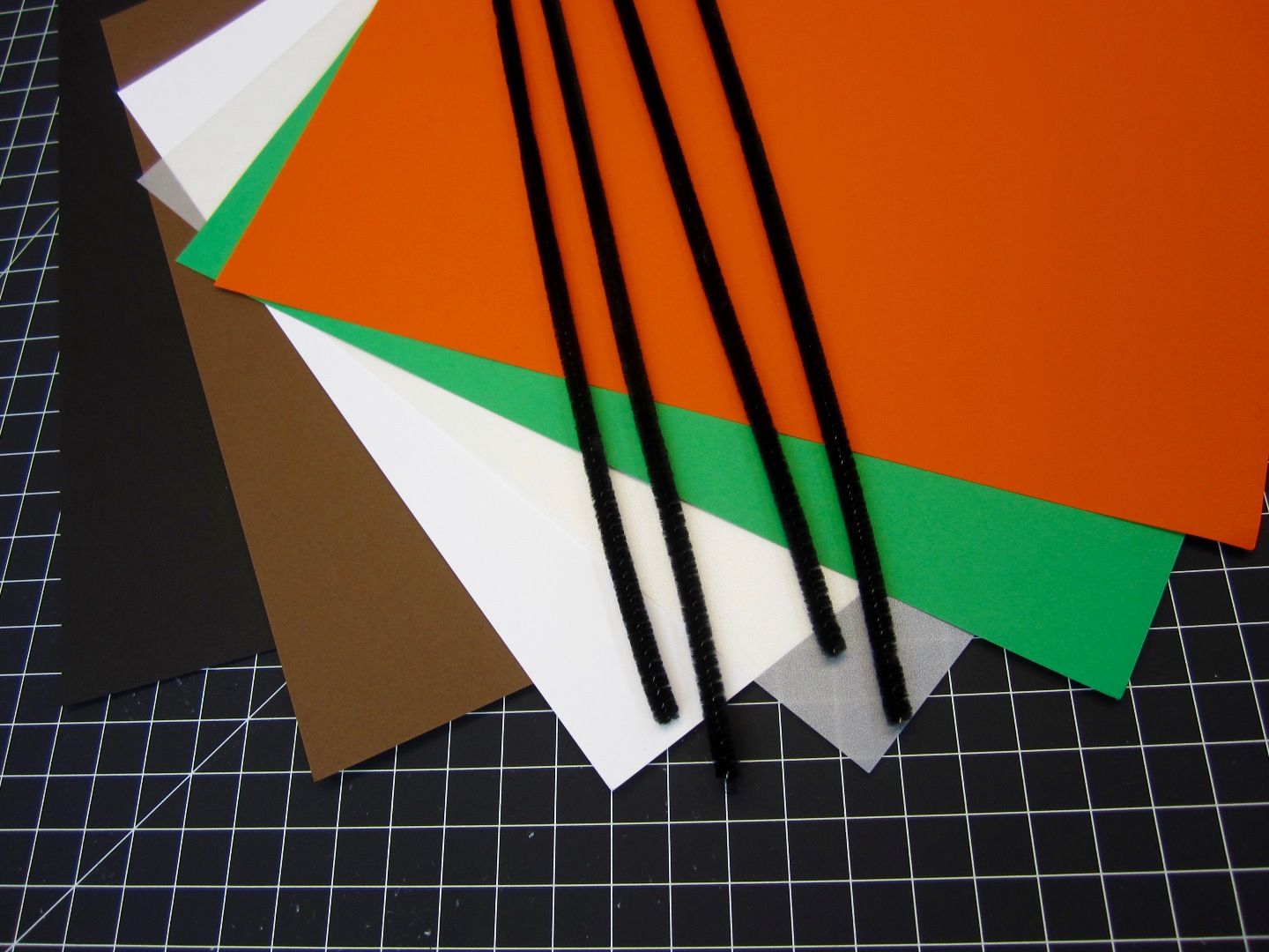 Halloween LED Paper Crafts : 12 Steps (with Pictures) - Instructables