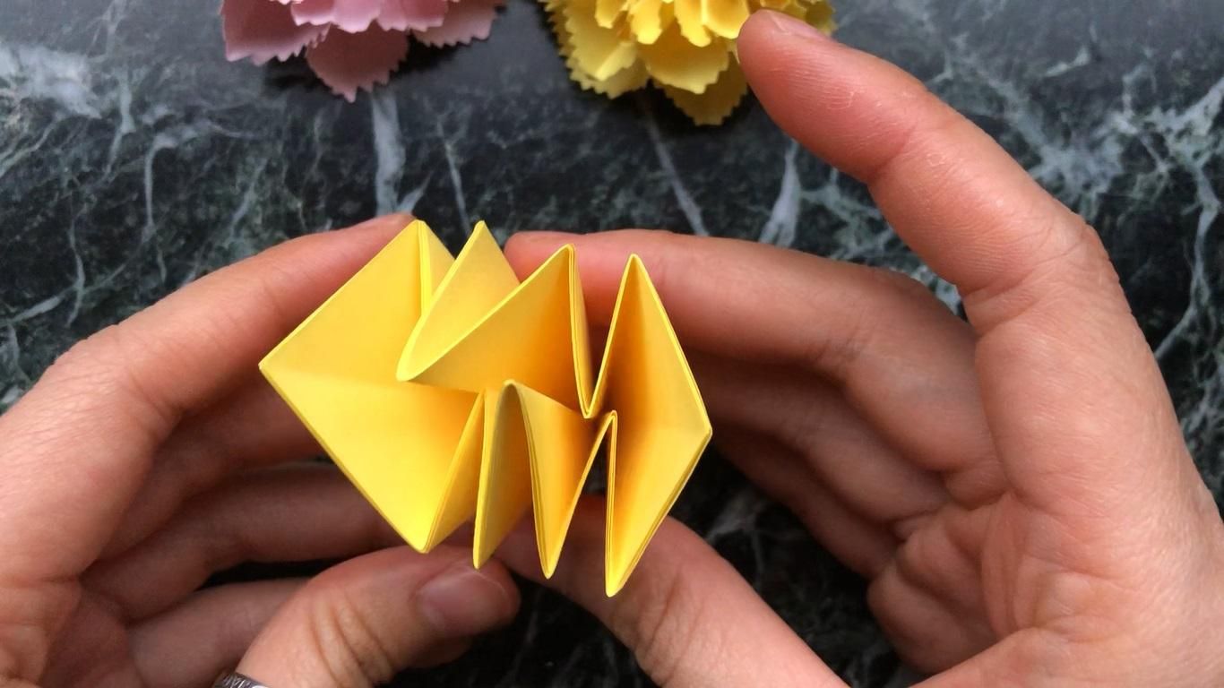 Easy Origami Carnation Flower : 5 Steps (with Pictures) - Instructables