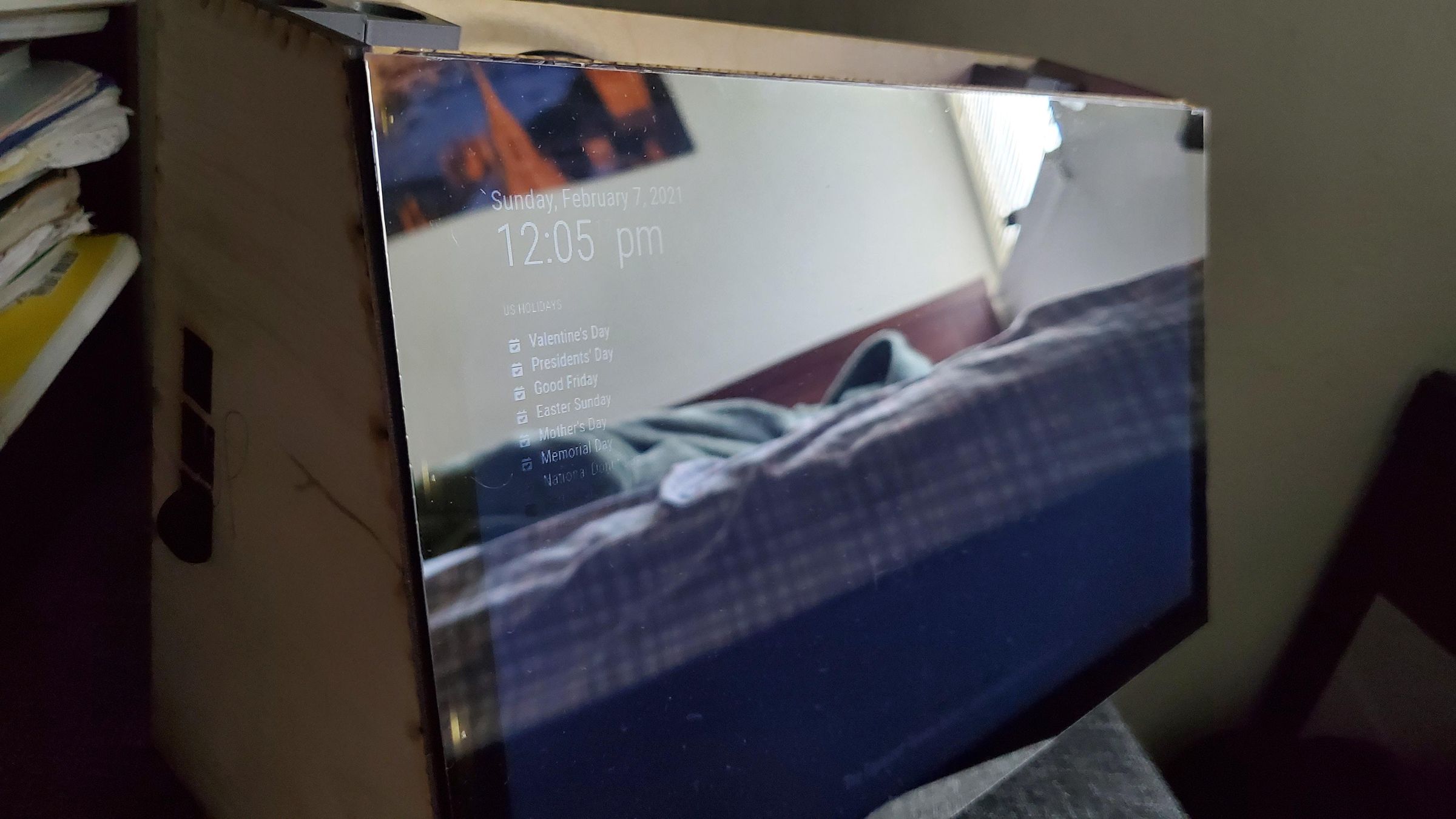 DIY Smart Mirror W/ Google Assistant & Wireless Charging - 2021 : 9 ...