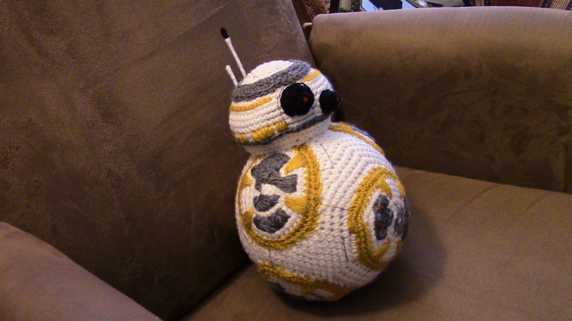 Crochet Your Own BB8! - Instructables