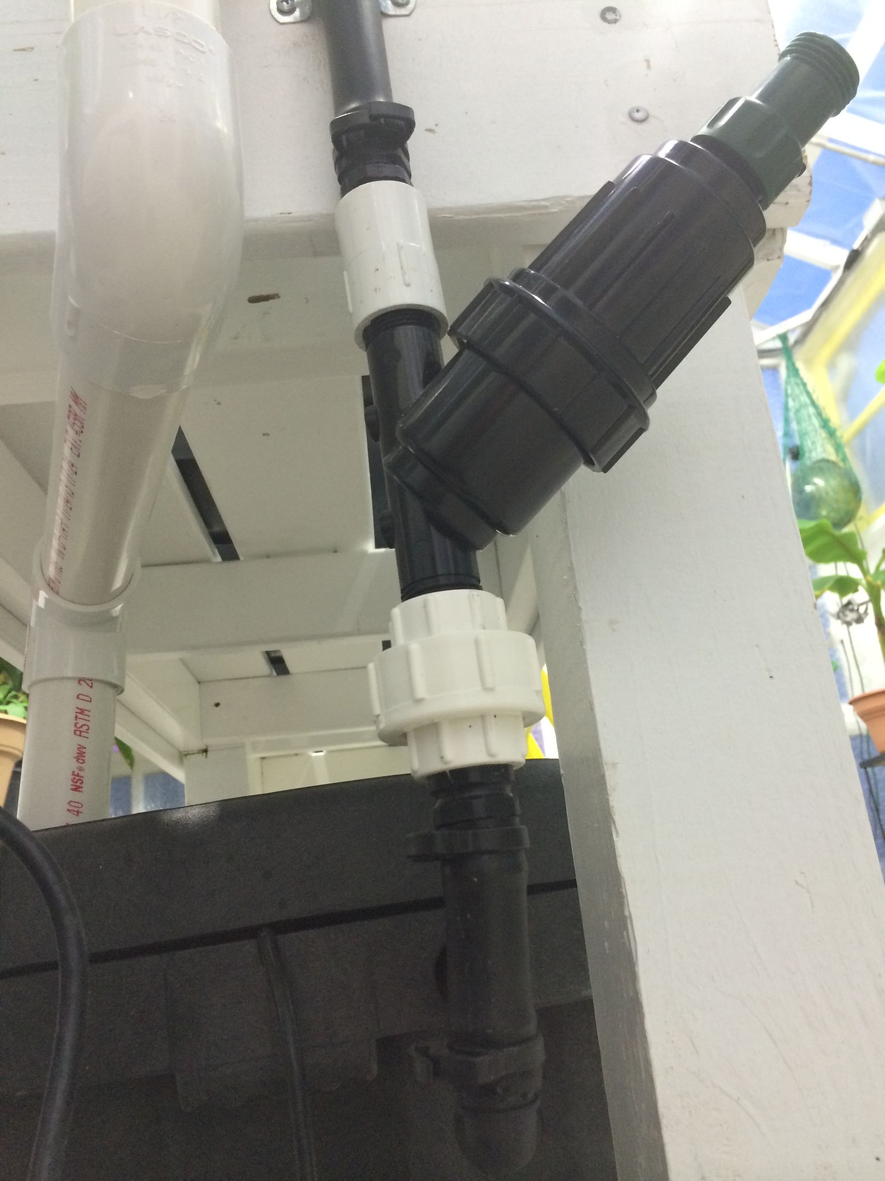 Dutch Bucket Hydroponic System : 27 Steps (with Pictures) - Instructables