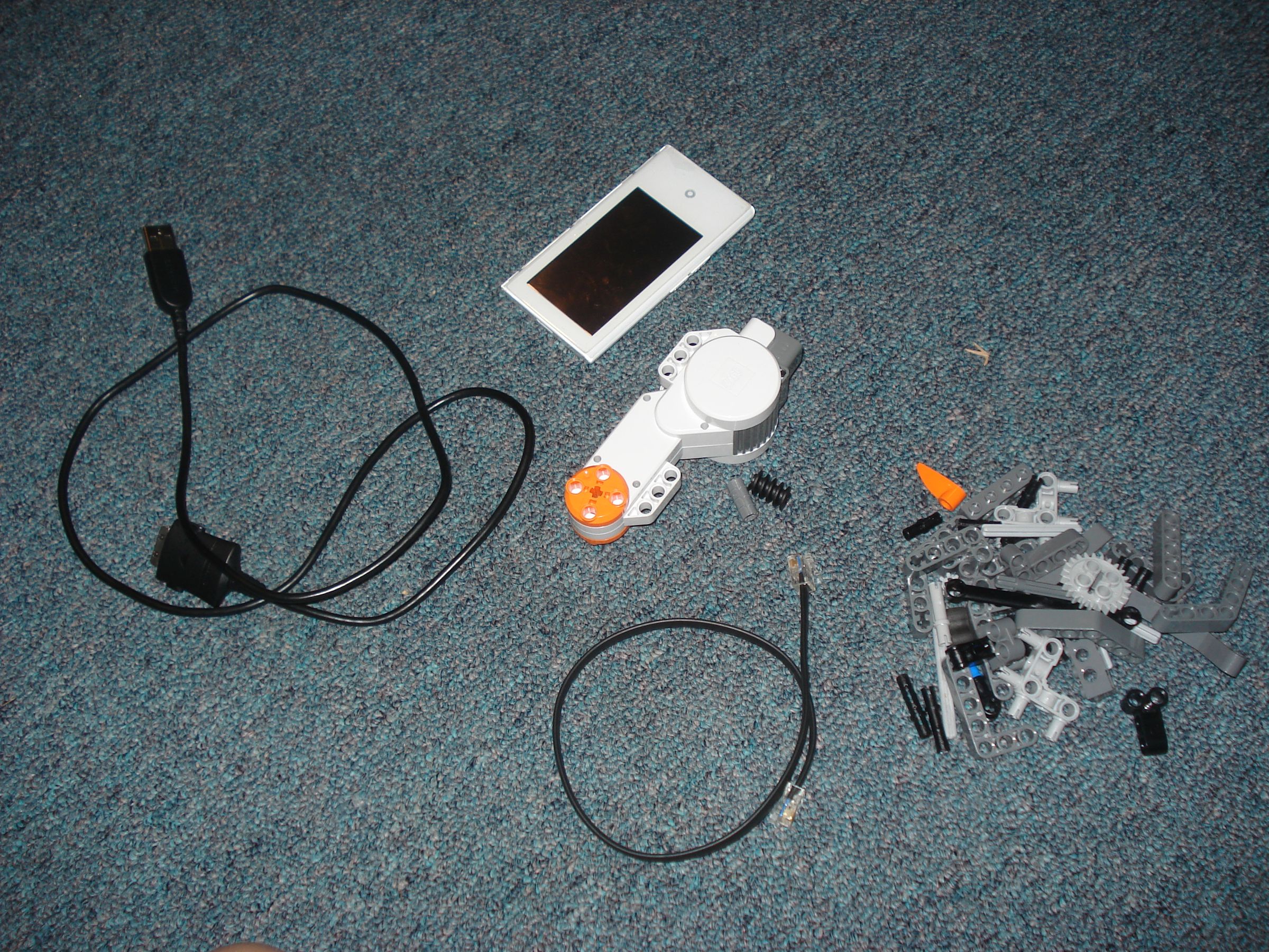 How to Charge Your Mp3 Player Using Lego Mindstroms NXT : 8 Steps ...