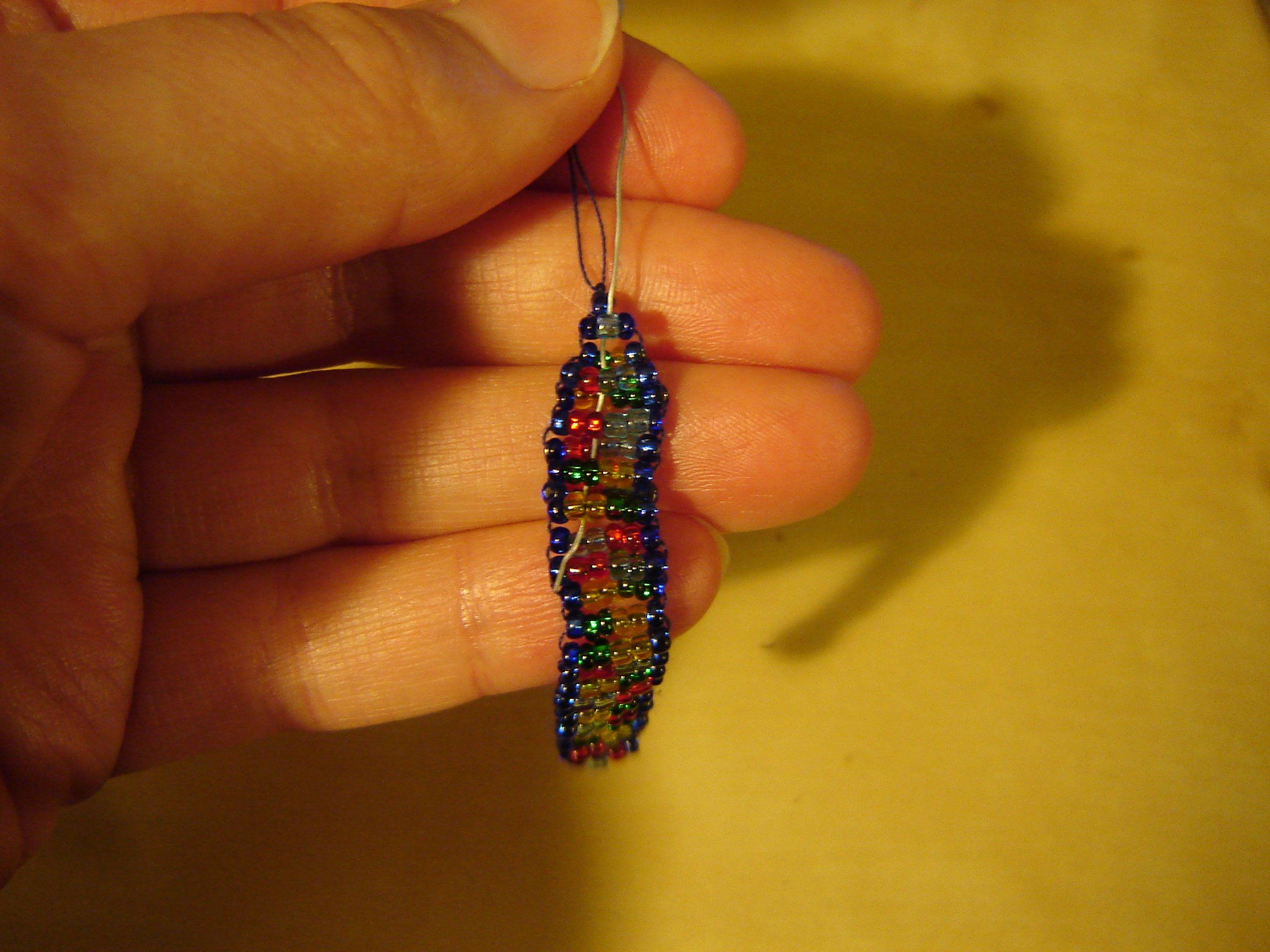 The Double Helix -Glass Bead DNA Model V1.0 : 6 Steps - Instructables